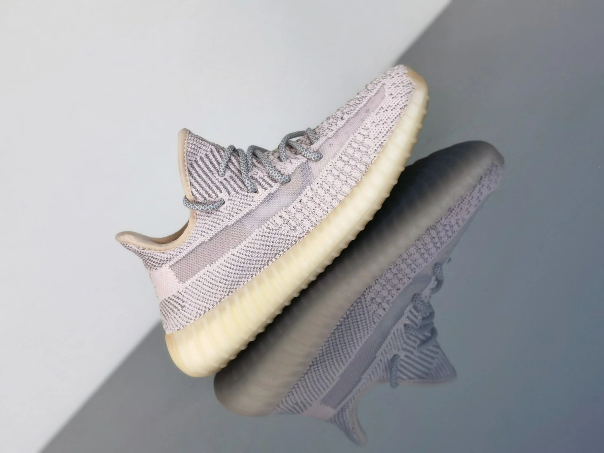 Perfect replica Adidas Yeezy 350 Shoes