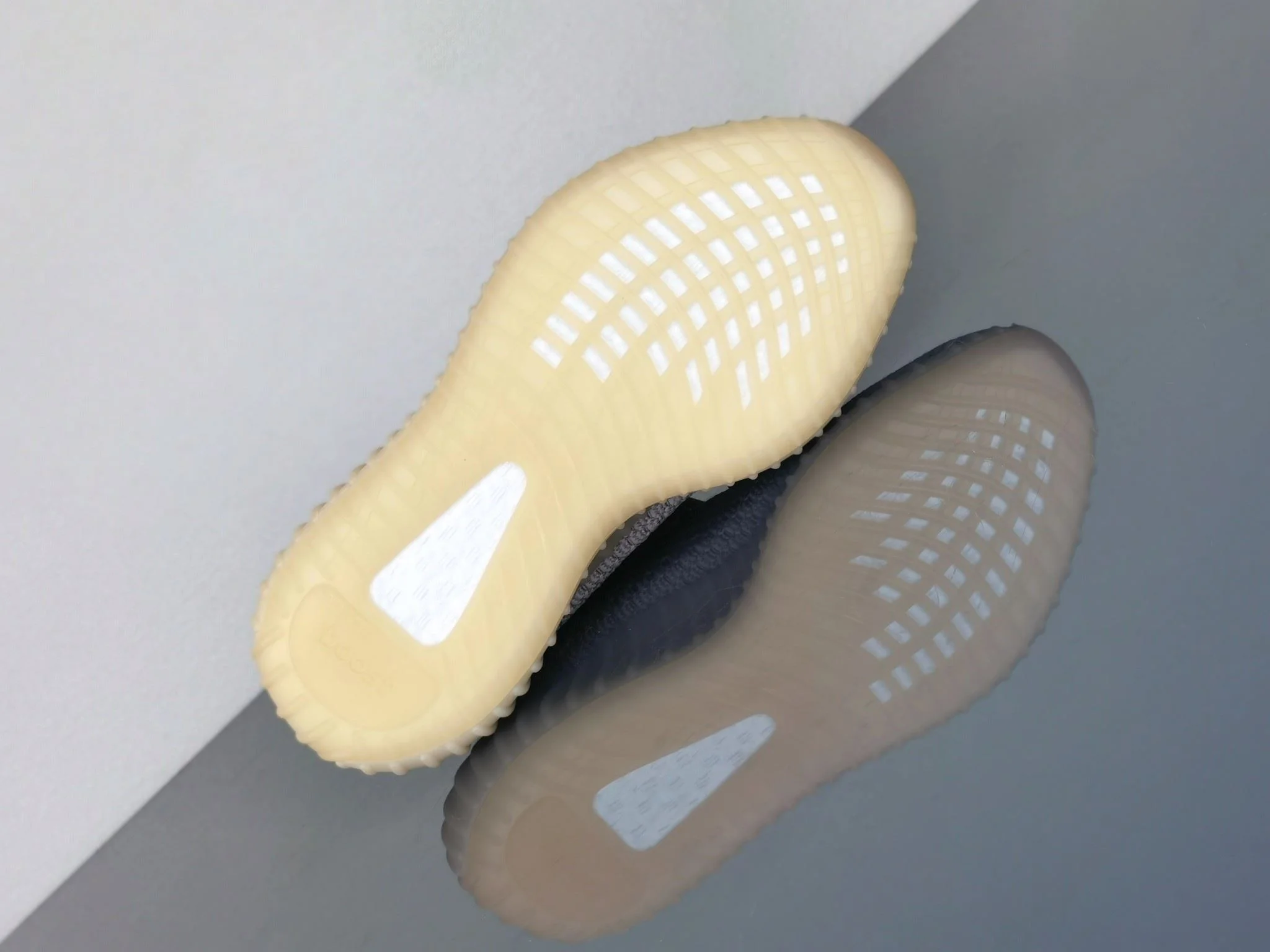 Perfect replica Adidas Yeezy 350 Shoes