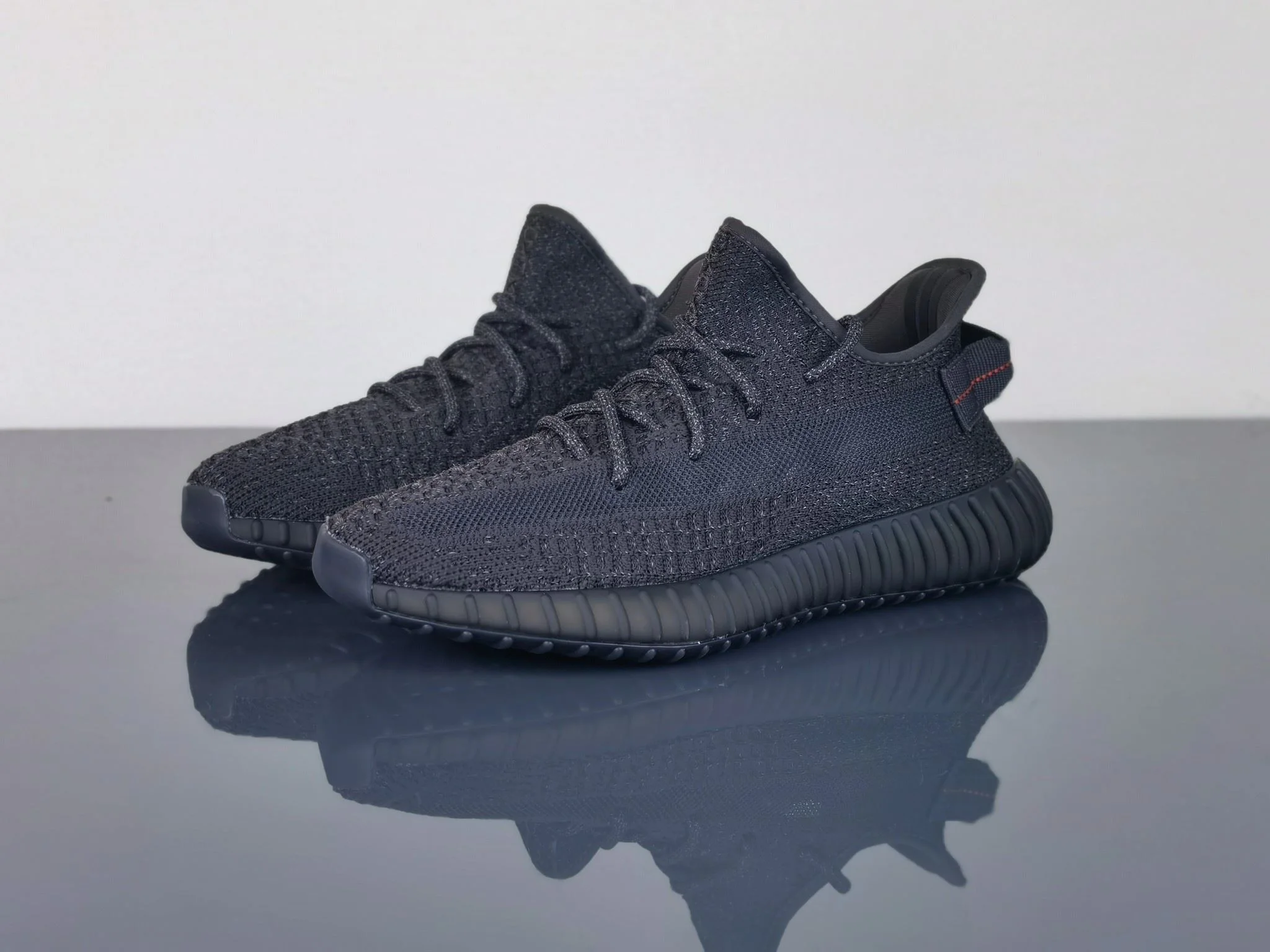 Accurate model Adidas Yeezy 350 Shoes