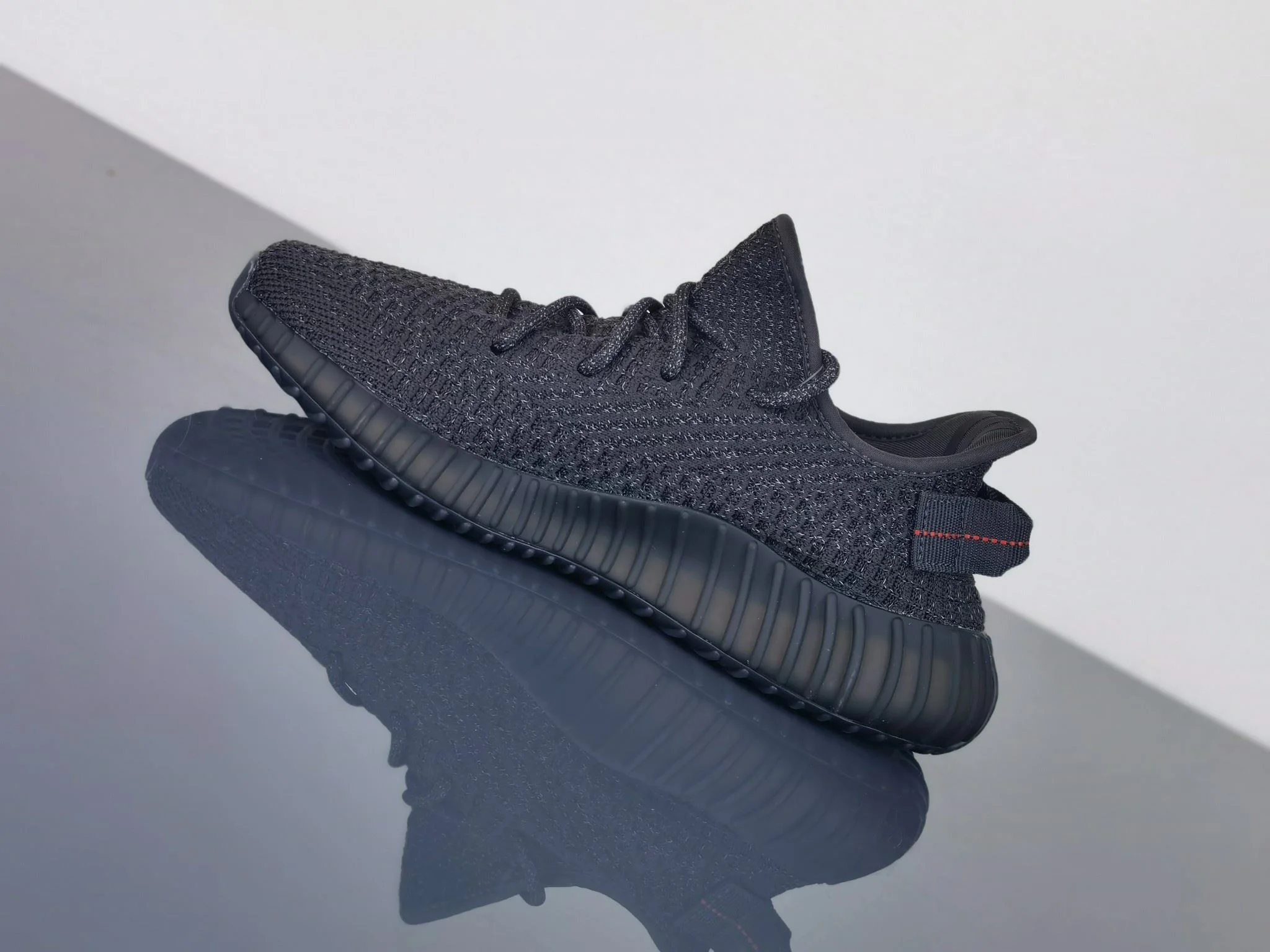 Accurate model Adidas Yeezy 350 Shoes