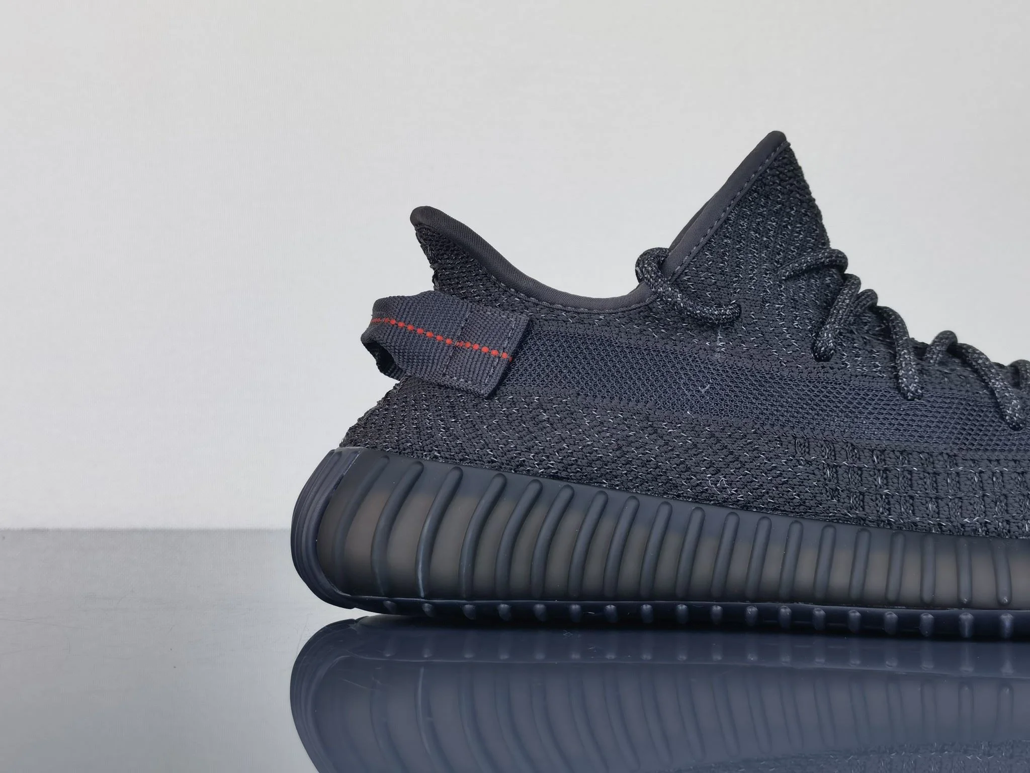 Accurate model Adidas Yeezy 350 Shoes