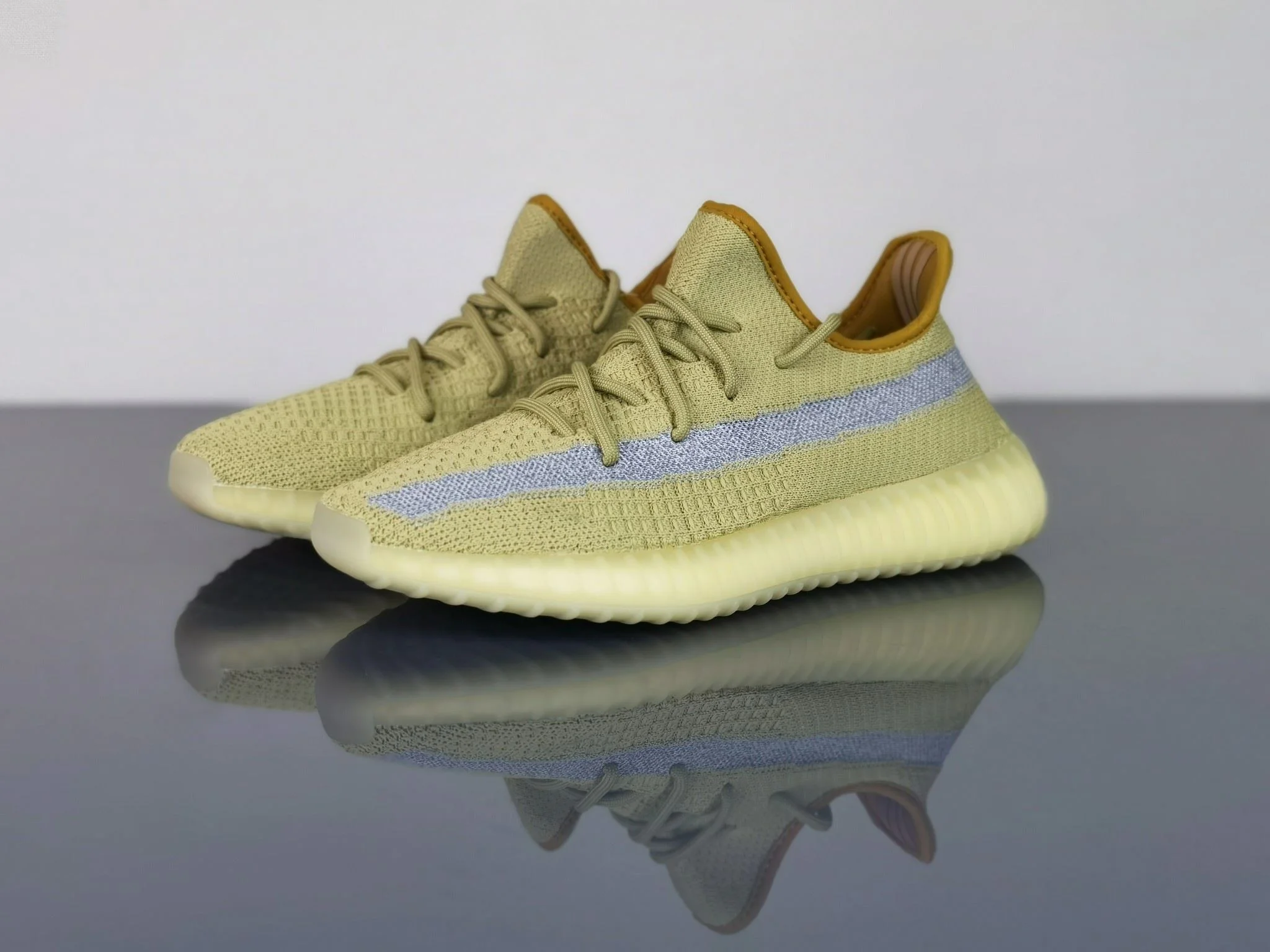 Bargain Adidas Yeezy 350 Shoes