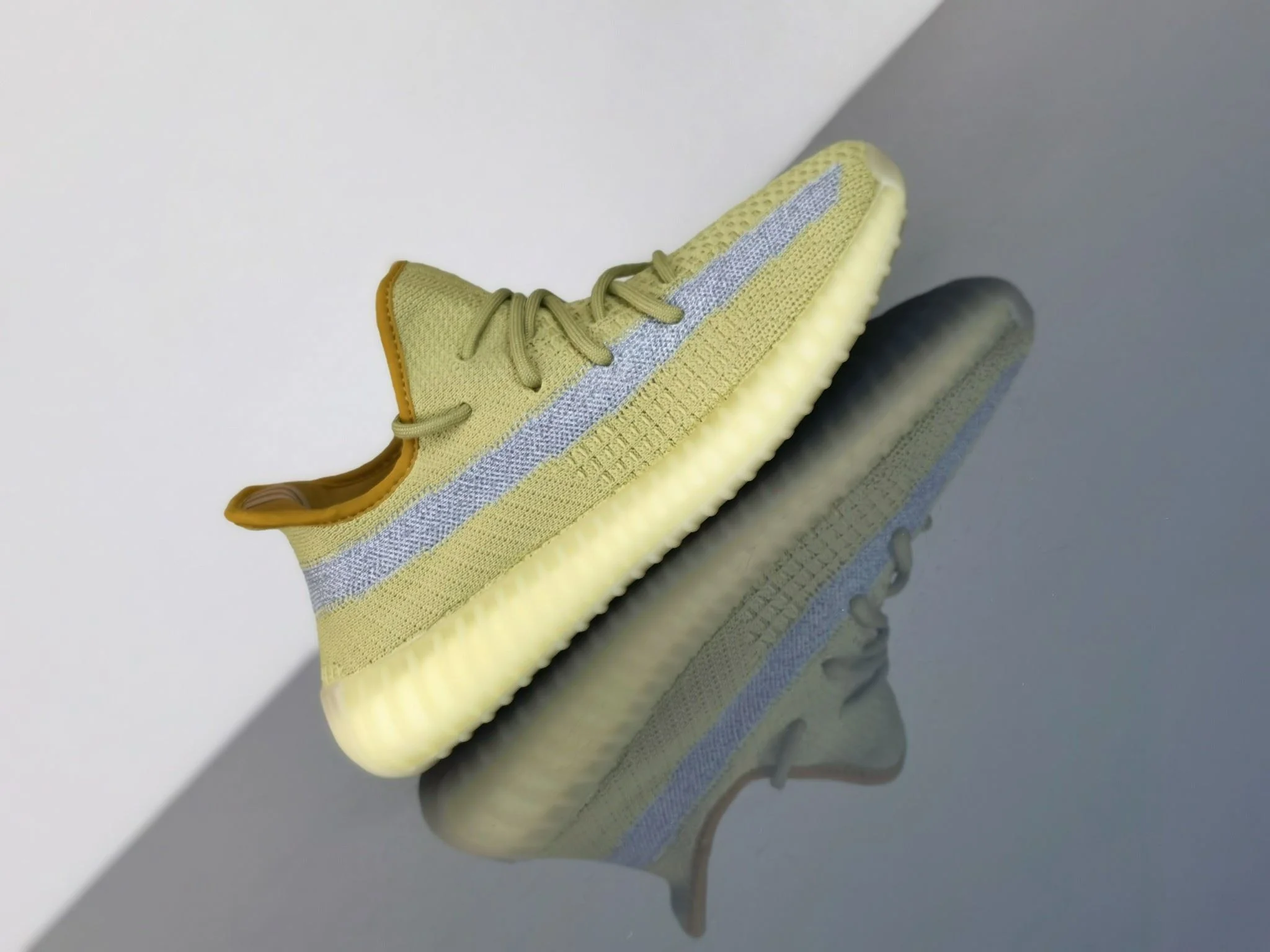 Bargain Adidas Yeezy 350 Shoes