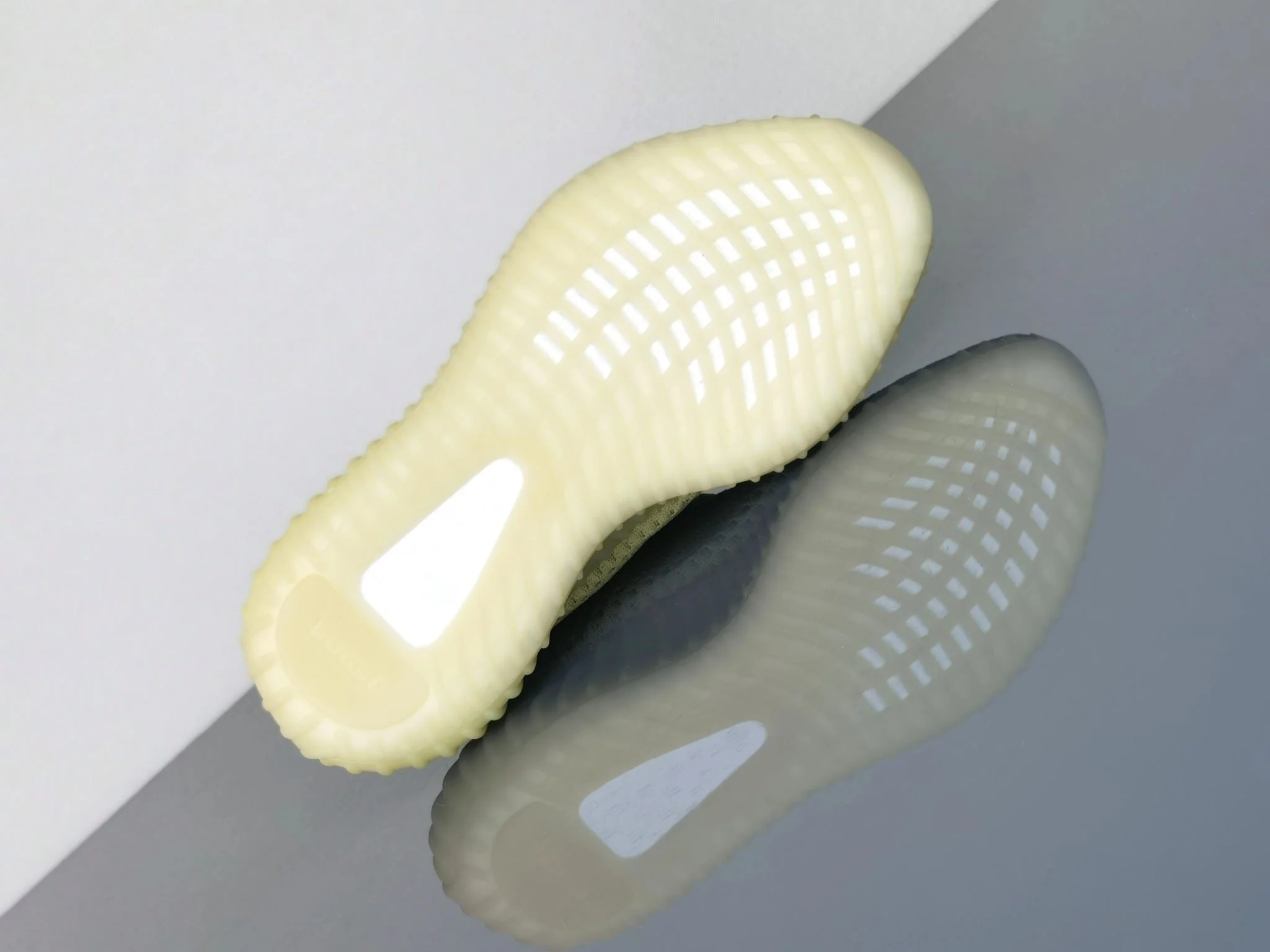 Bargain Adidas Yeezy 350 Shoes