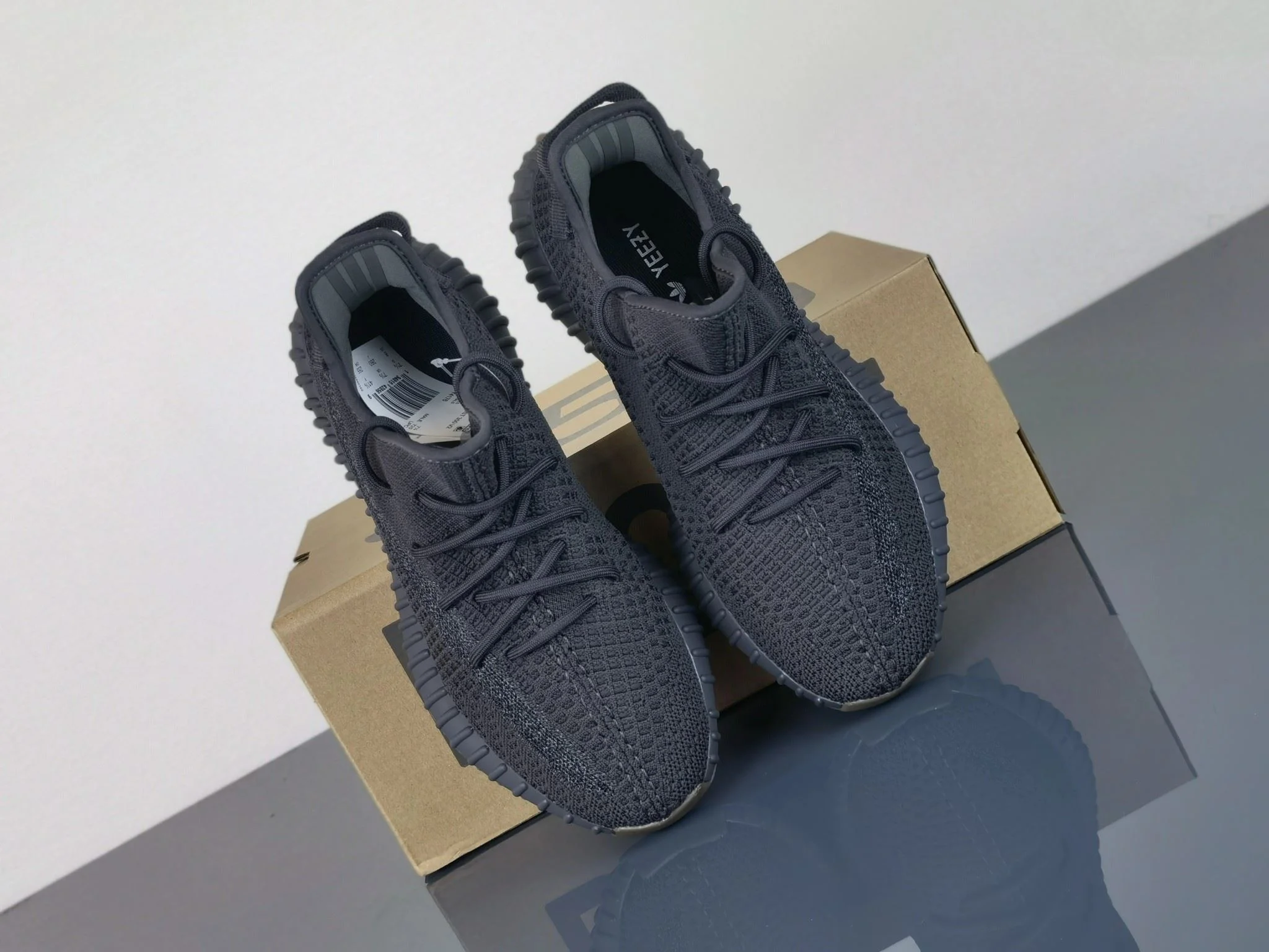 Inexpensive Adidas Yeezy 350 Shoes