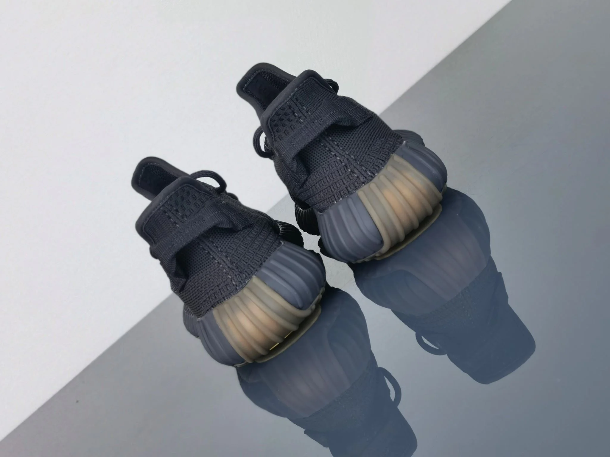 Inexpensive Adidas Yeezy 350 Shoes