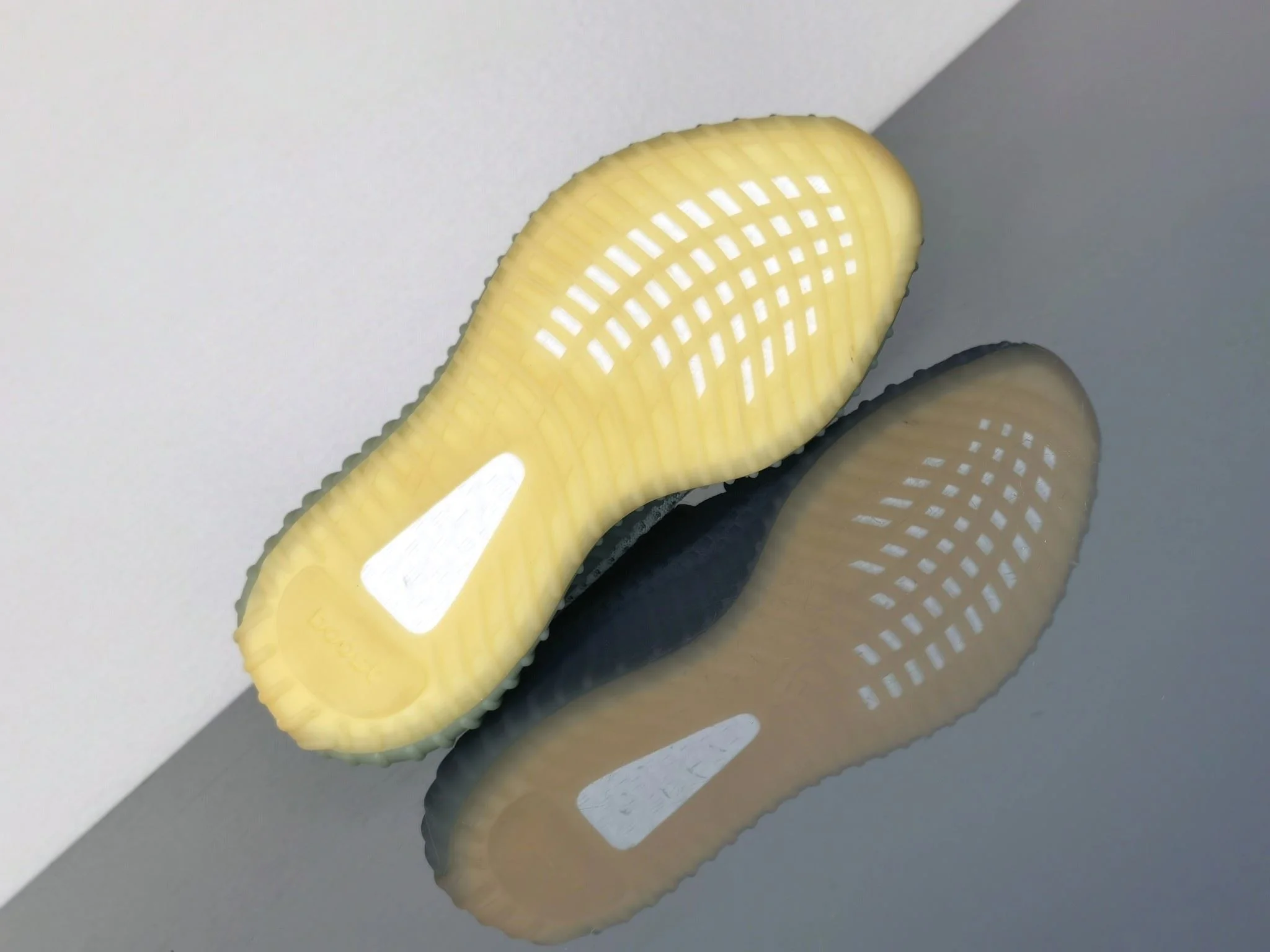 Original Adidas Yeezy 350 Shoes