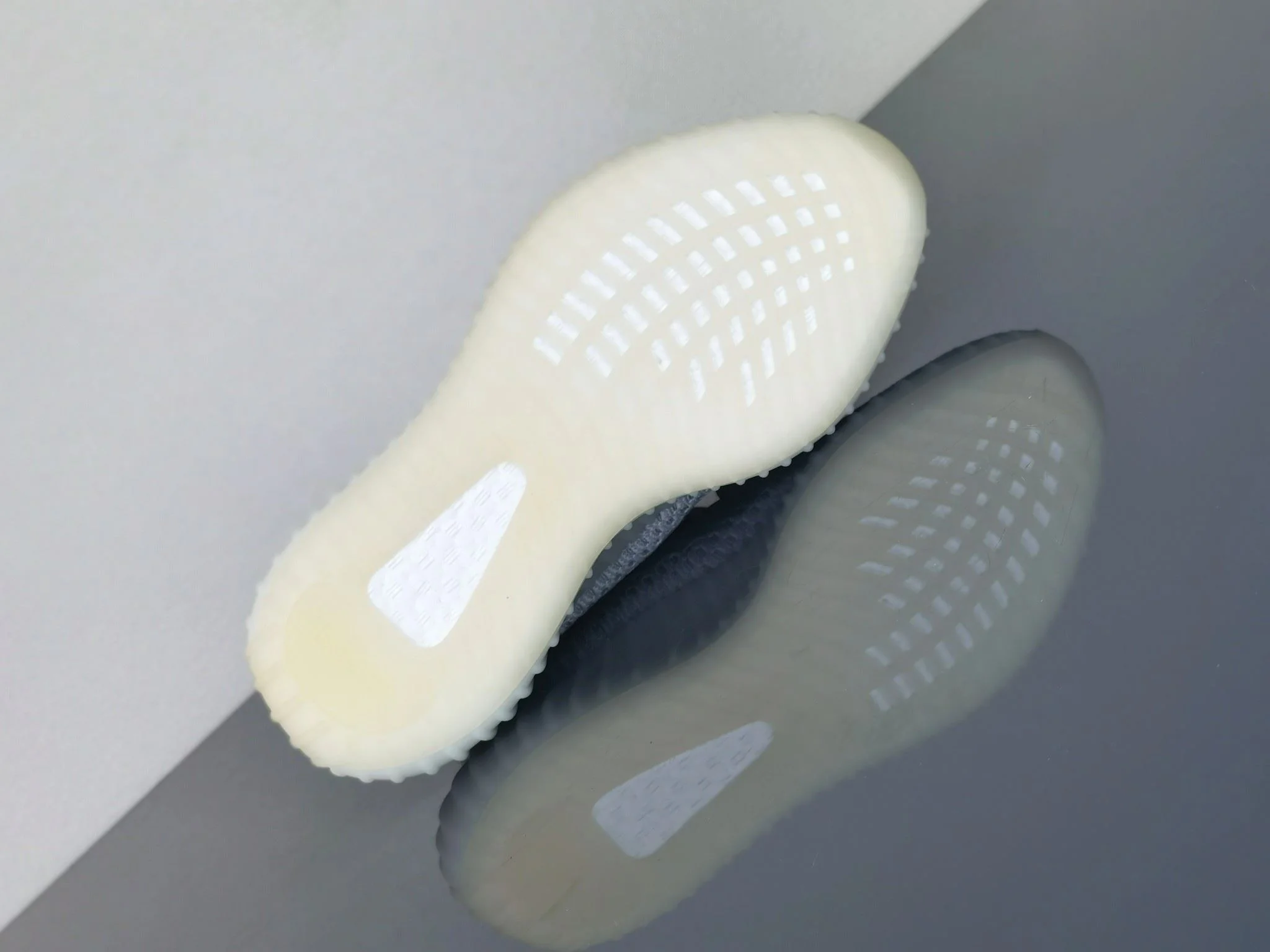 Affordable Adidas Yeezy 350 Shoes