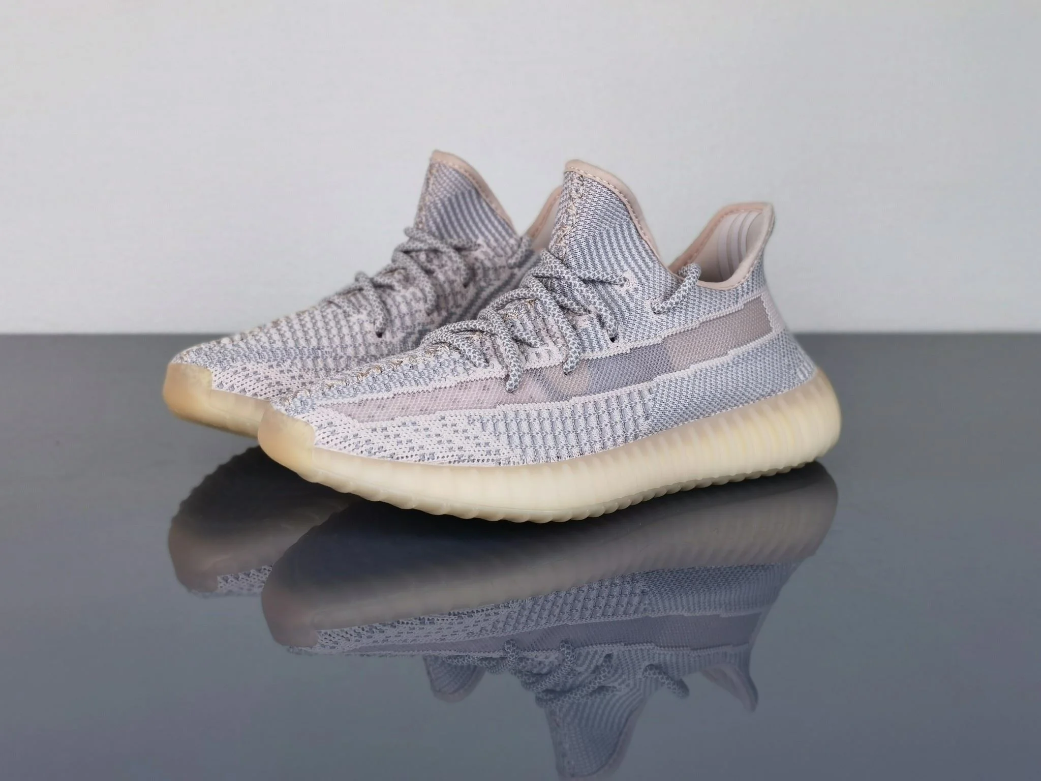 Legit Adidas Yeezy 350 Shoes