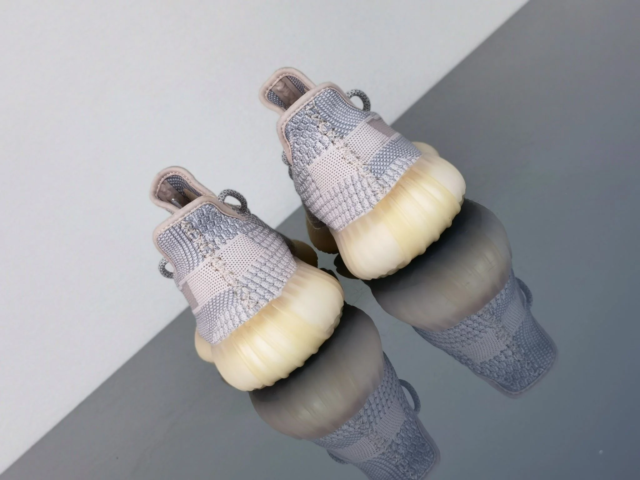Legit Adidas Yeezy 350 Shoes
