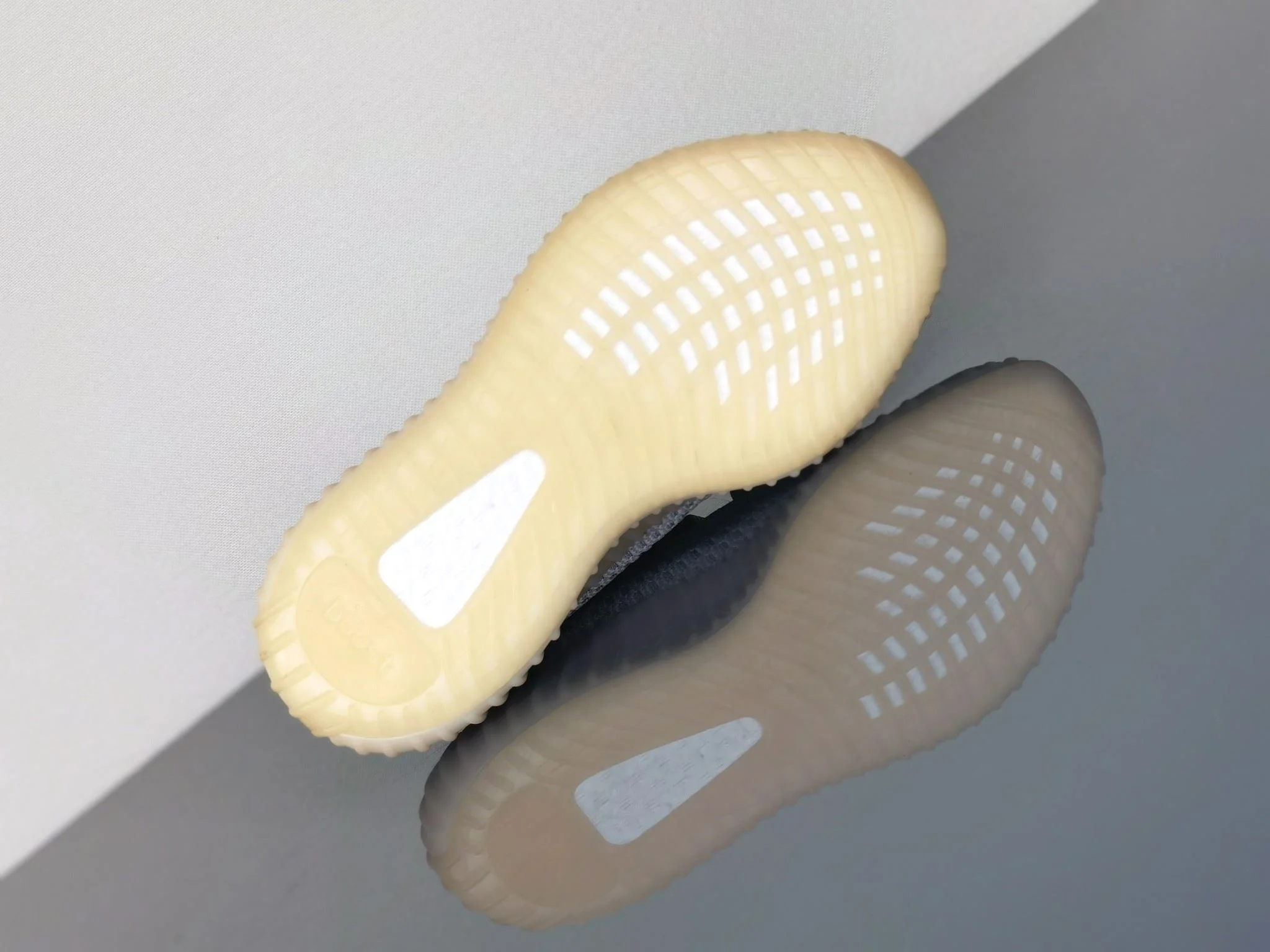 Legit Adidas Yeezy 350 Shoes