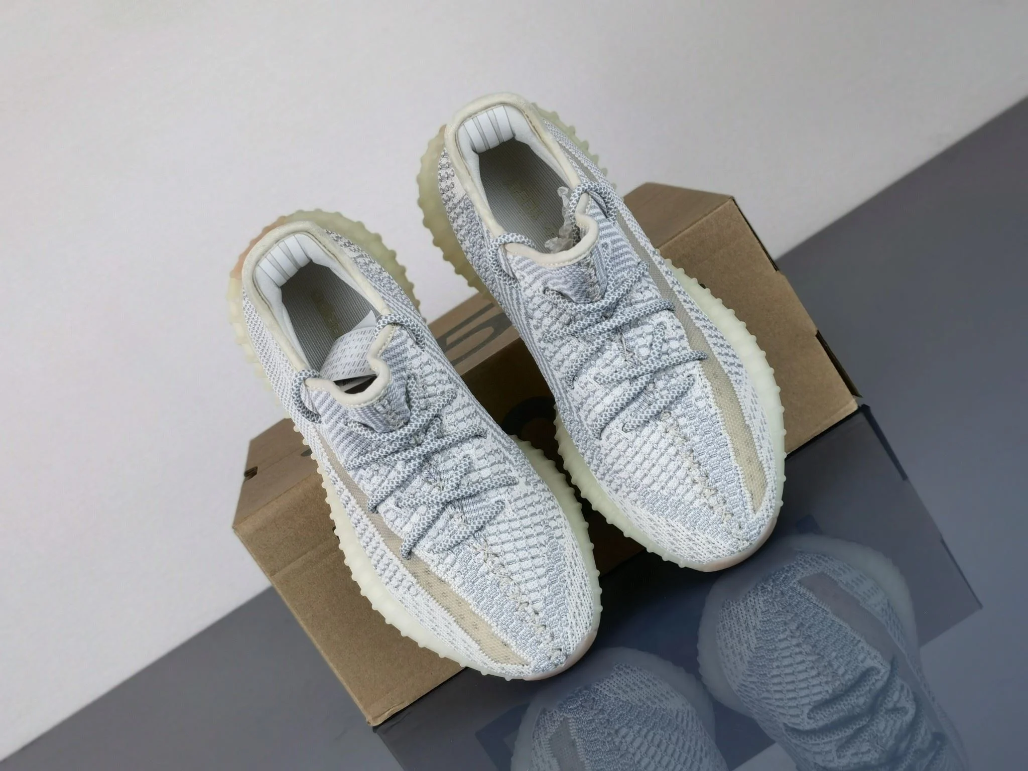 Inexpensive Adidas Yeezy 350 Shoes