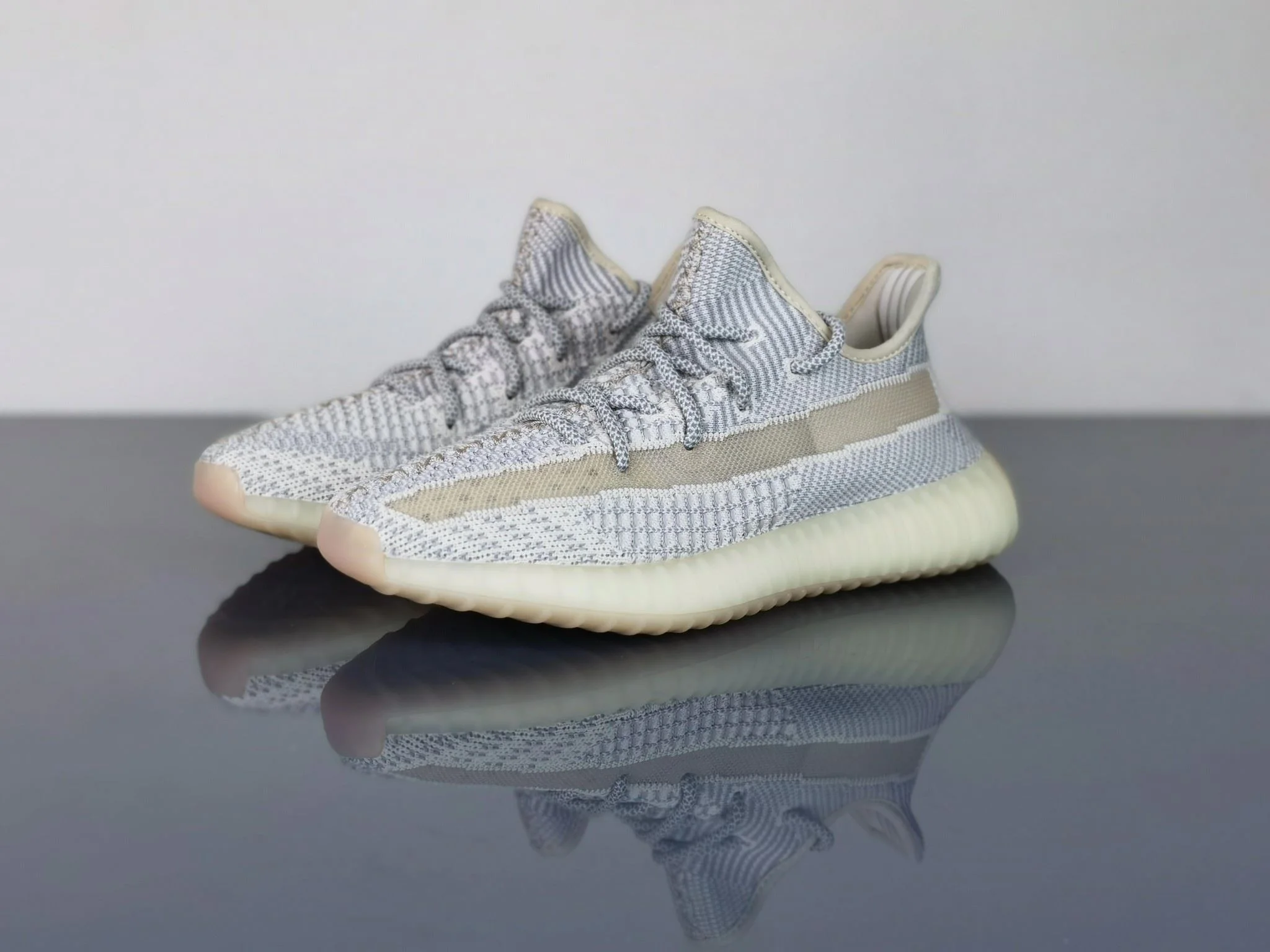 Inexpensive Adidas Yeezy 350 Shoes