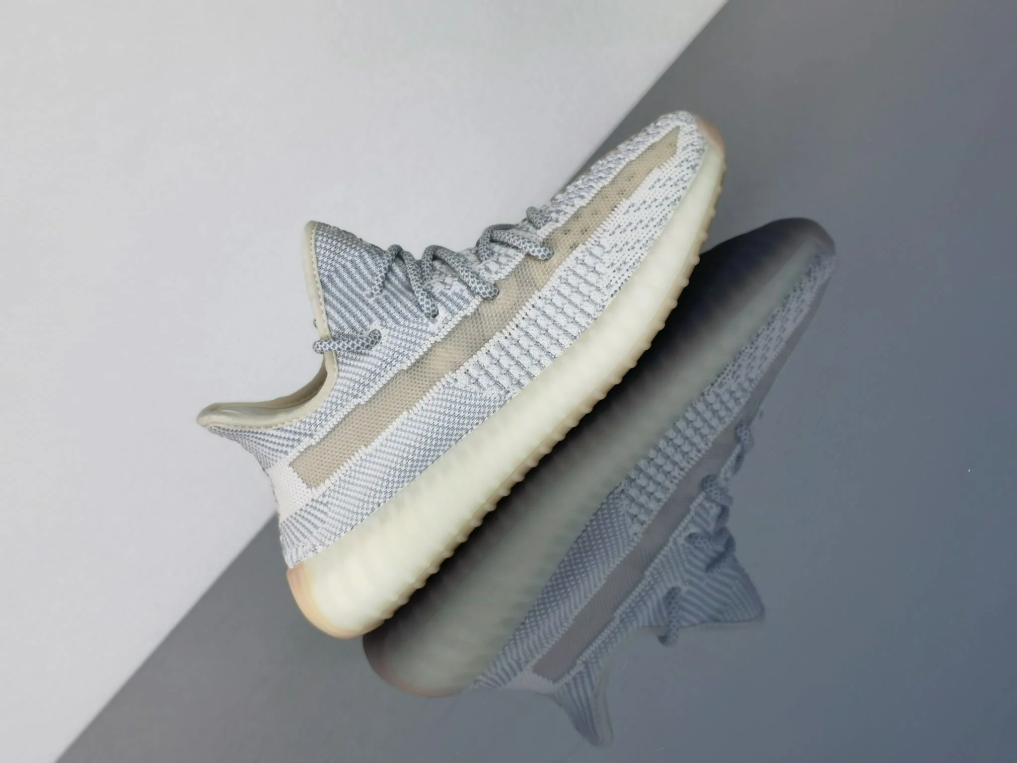 Inexpensive Adidas Yeezy 350 Shoes