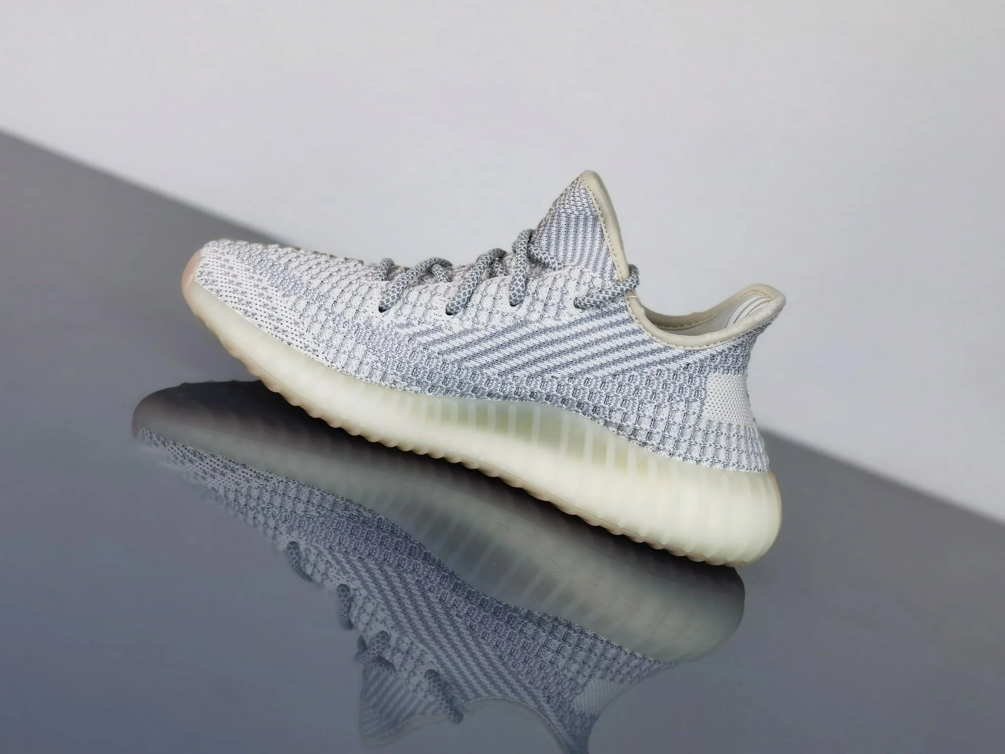 Inexpensive Adidas Yeezy 350 Shoes