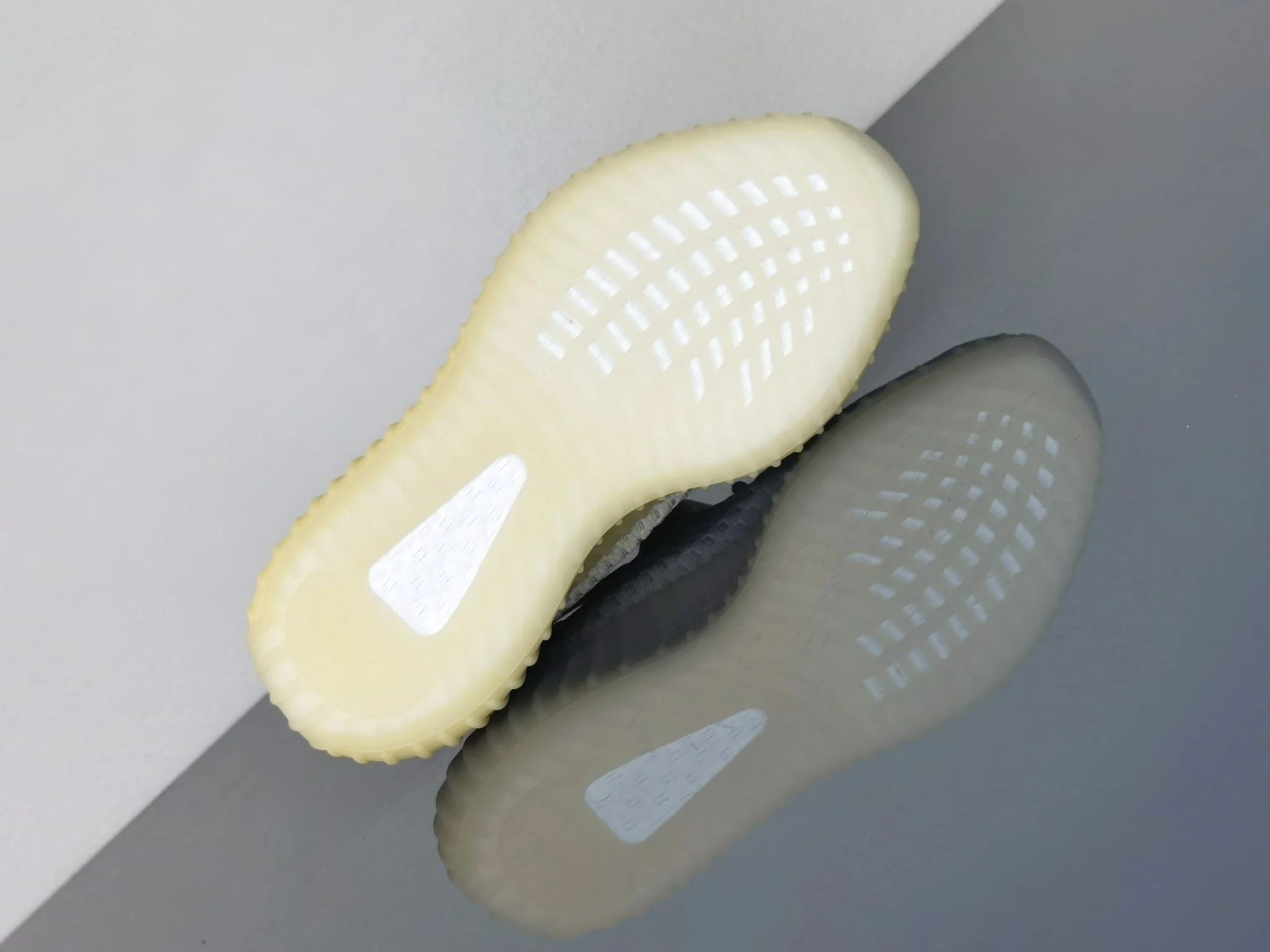 Affordable Adidas Yeezy 350 Shoes