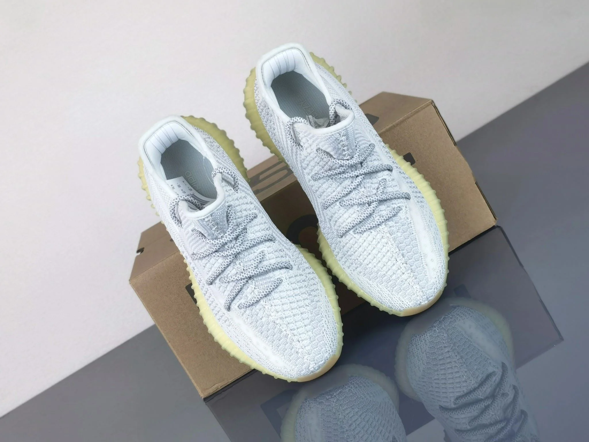 Low-cost Adidas Yeezy 350 Shoes