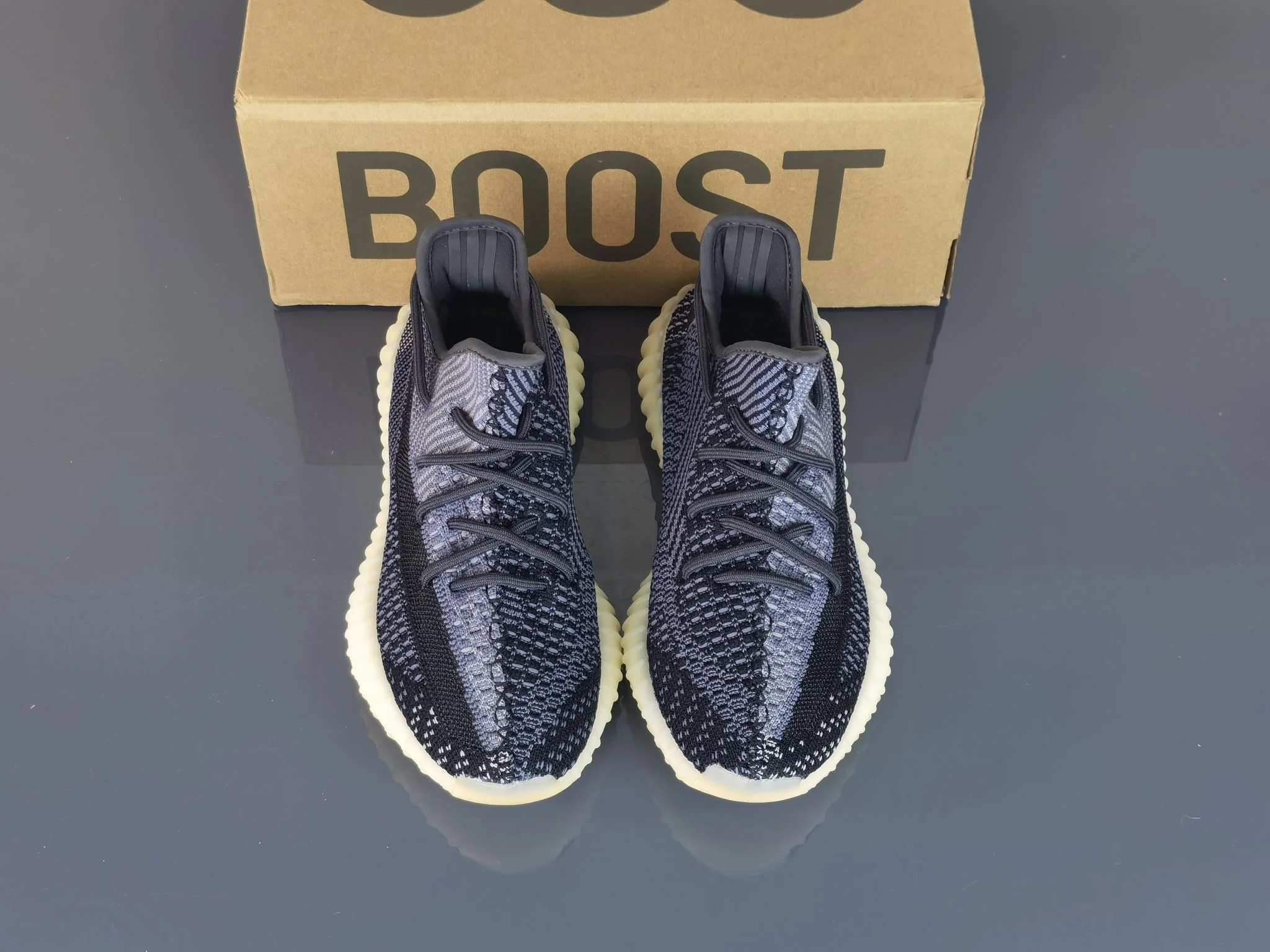 Perfect replica Adidas Yeezy 350 Shoes