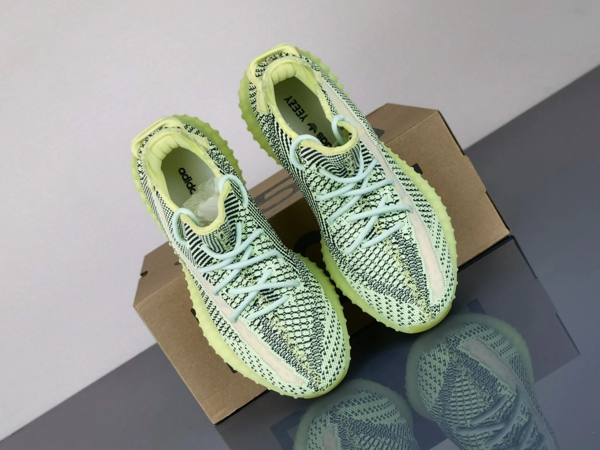 Mirror quality Adidas Yeezy 350 Shoes