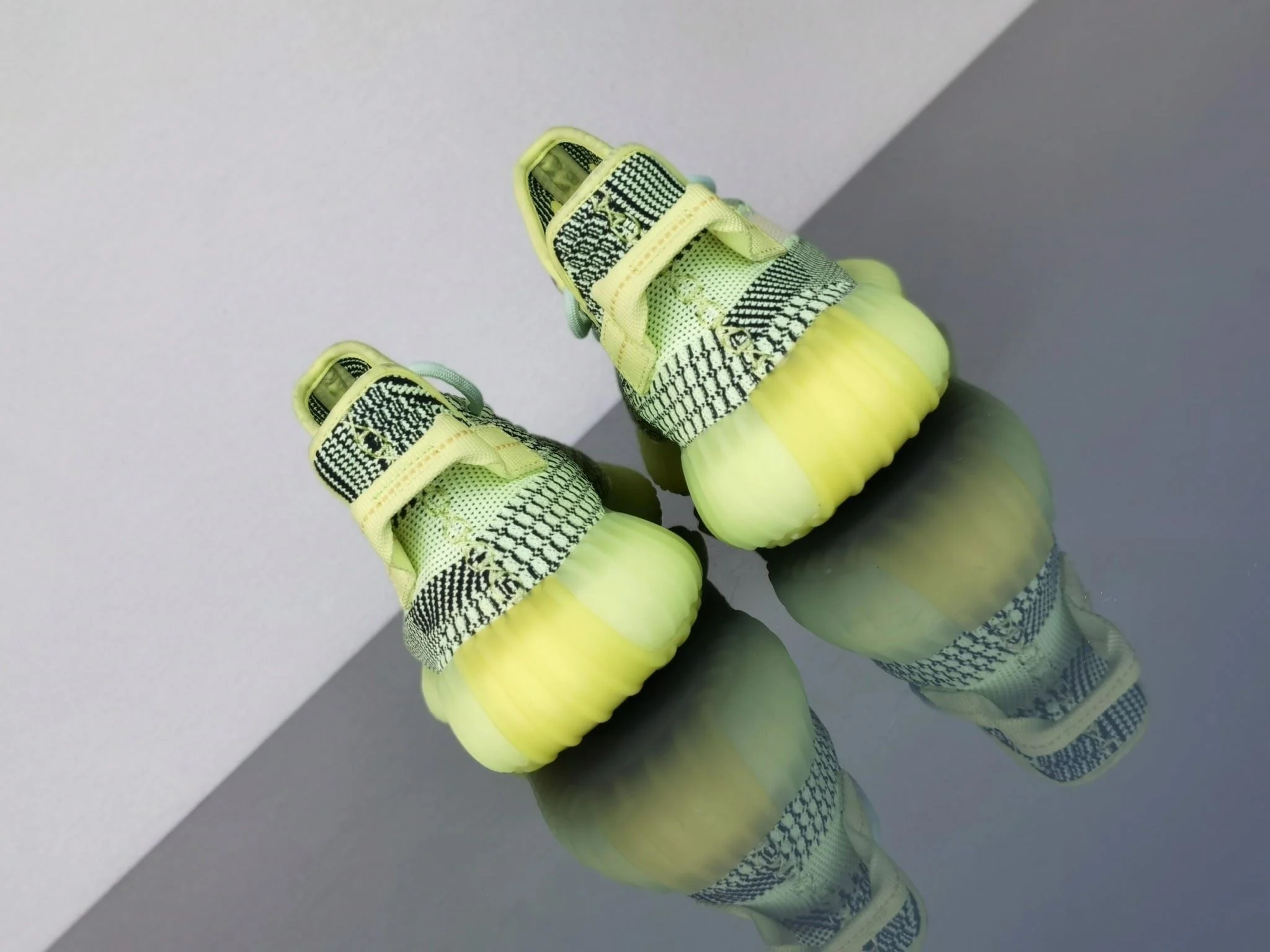 Mirror quality Adidas Yeezy 350 Shoes