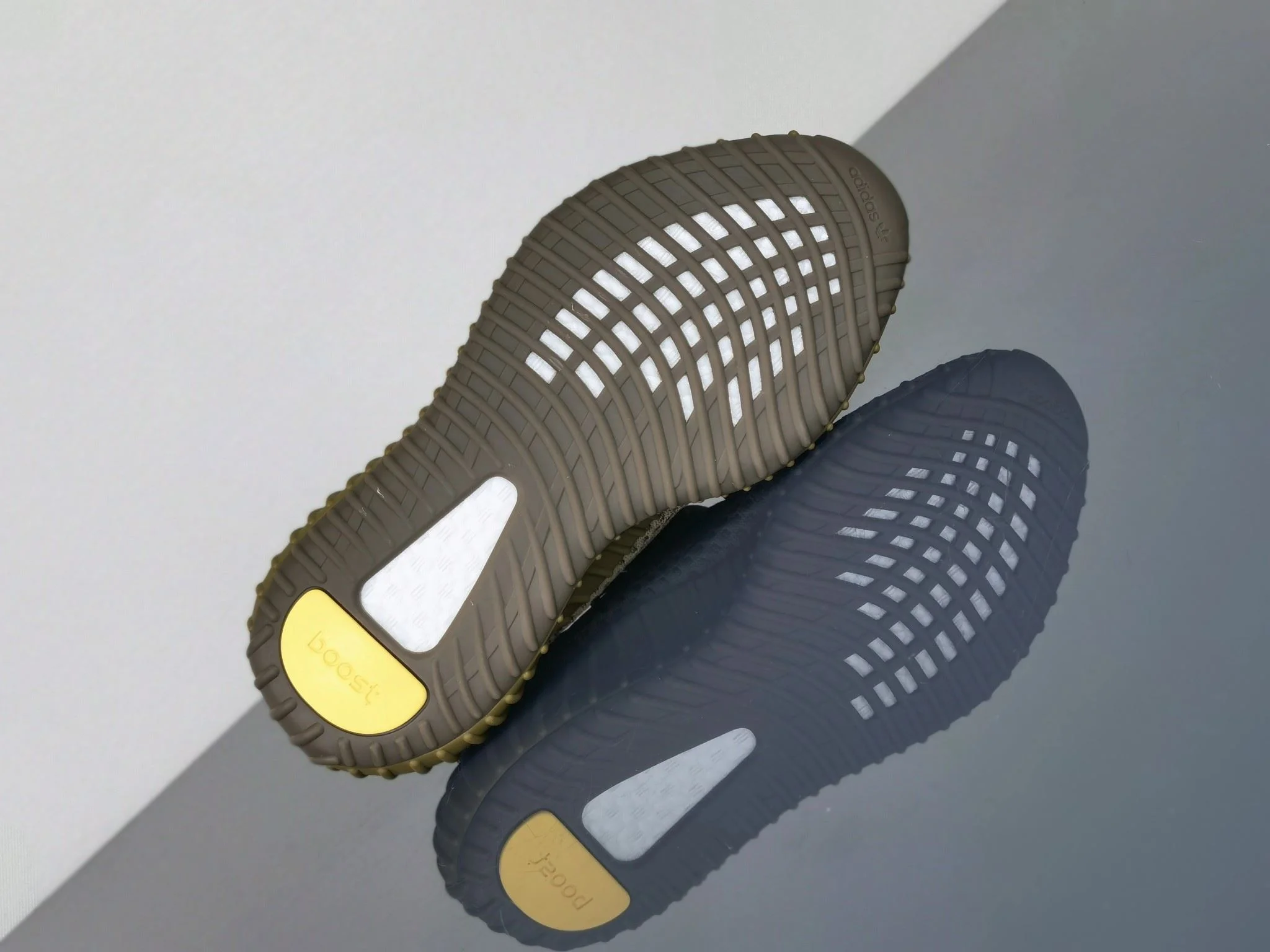 Official Adidas Yeezy 350 Shoes