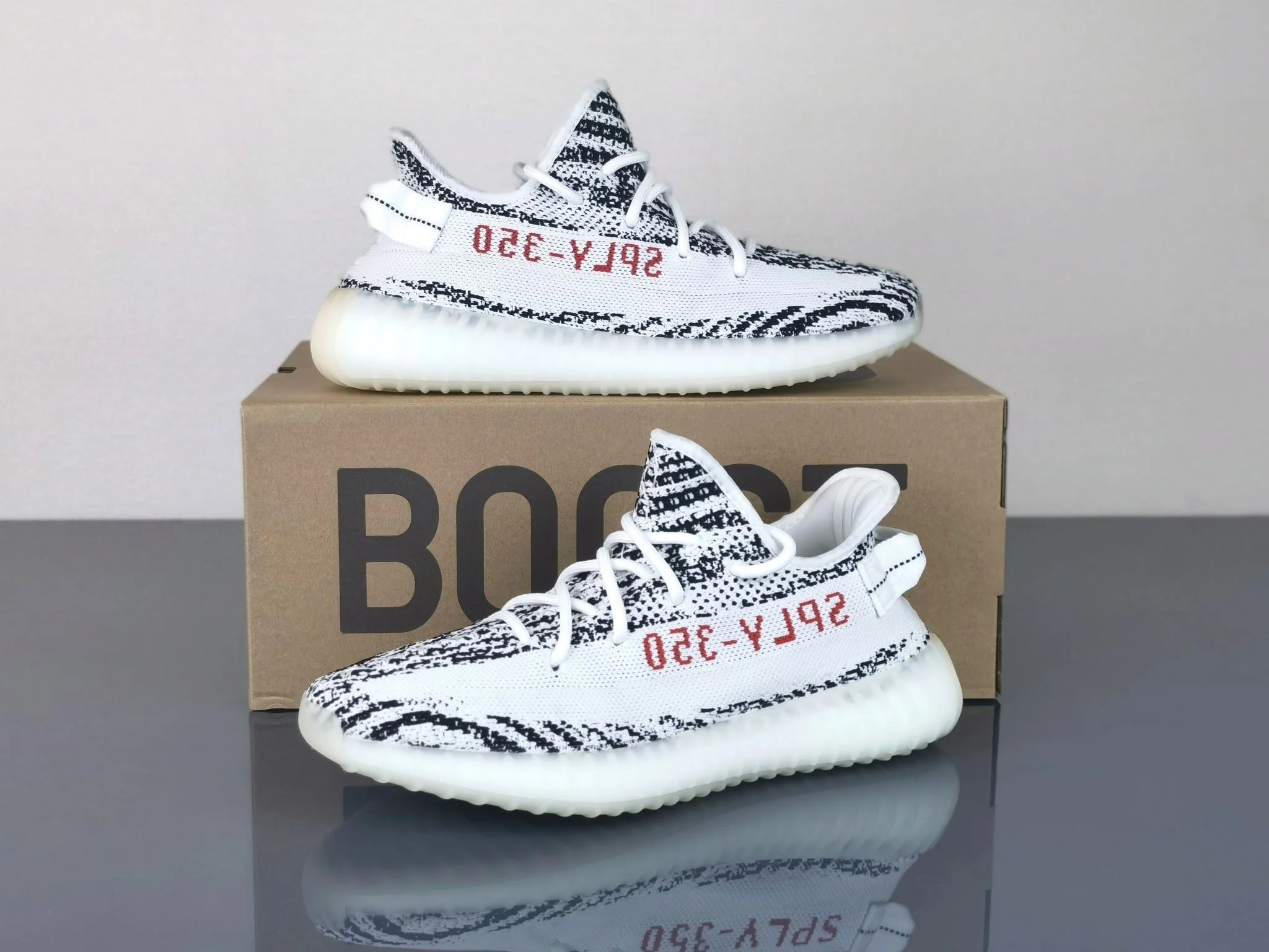 Genuine Adidas Yeezy 350 Shoes