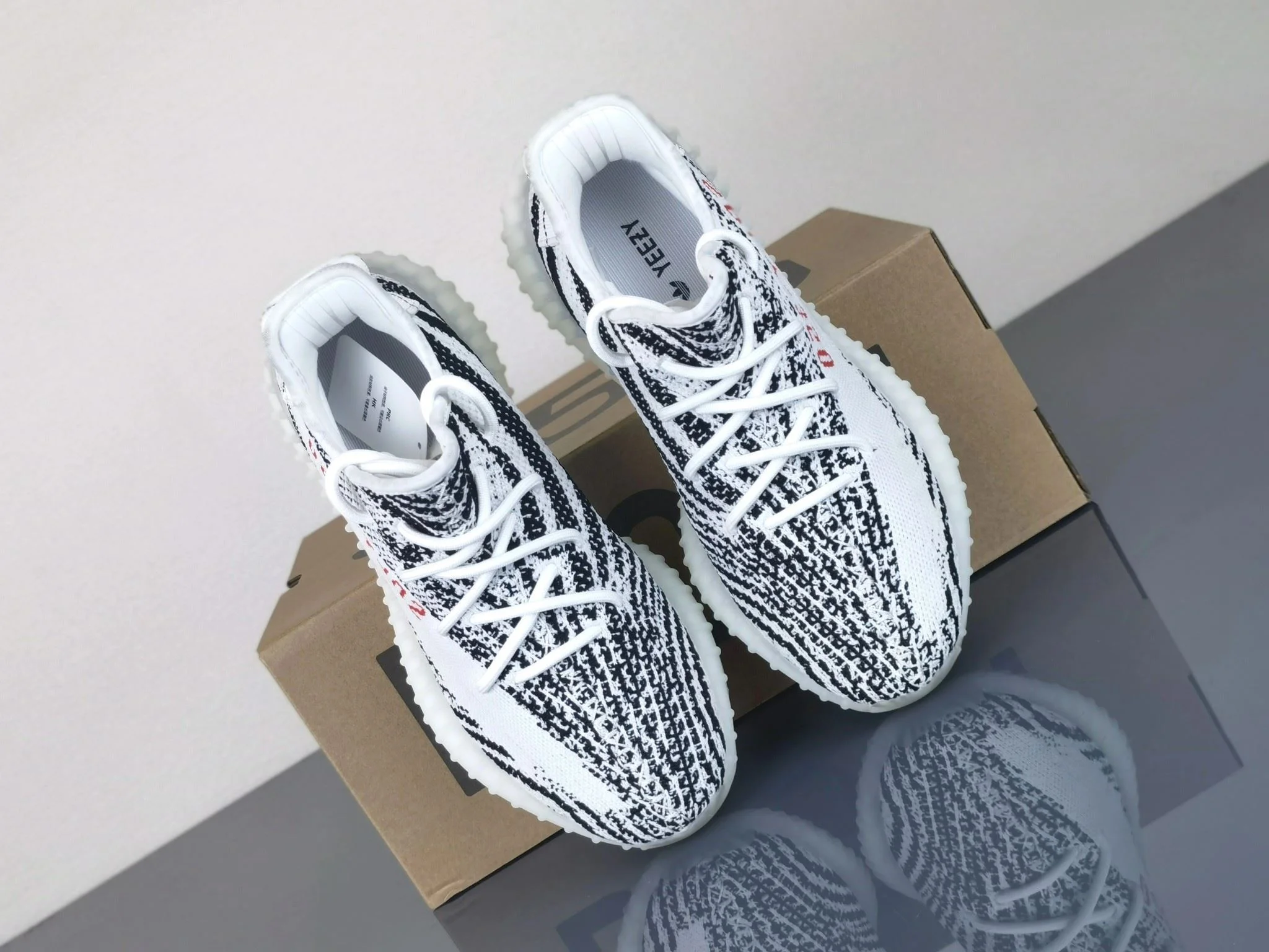Genuine Adidas Yeezy 350 Shoes