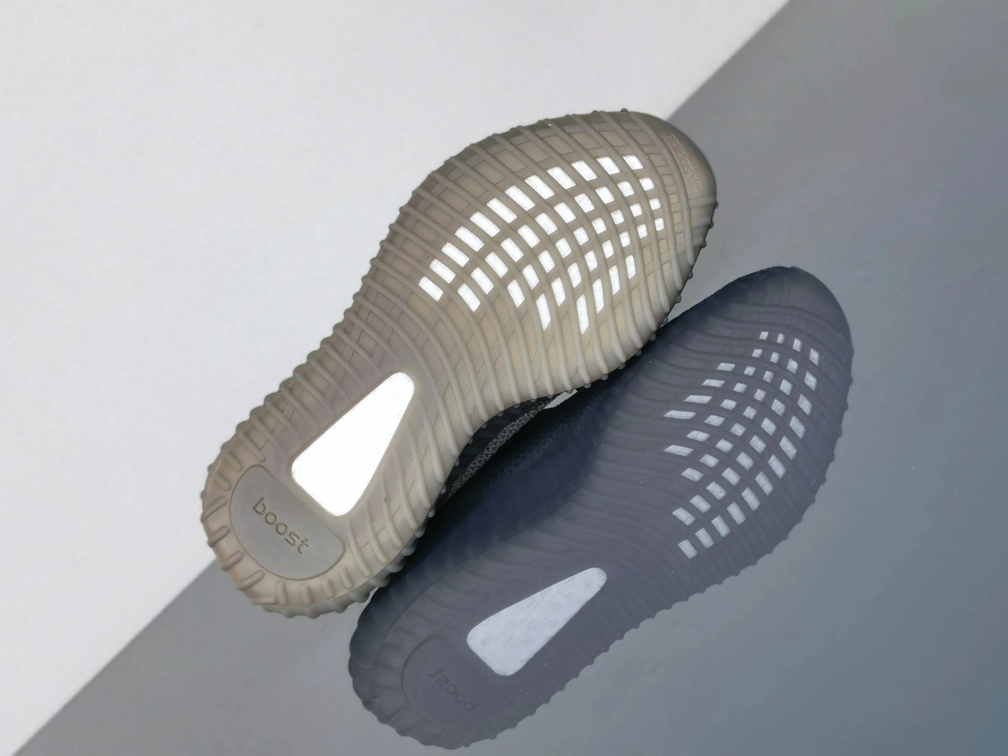 Value-priced Adidas Yeezy 350 Shoes