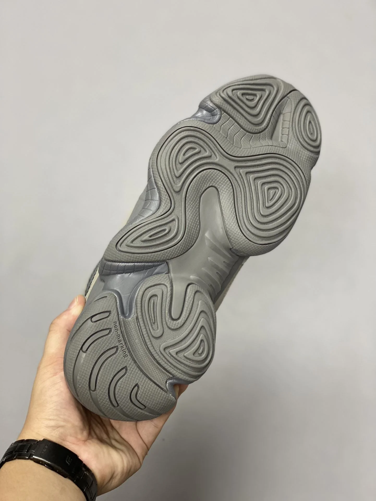 Brand-authenticated Adidas Yeezy 500 Shoes