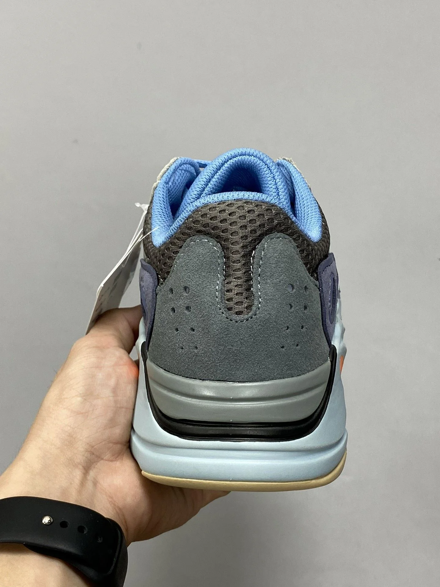 Exact replica Adidas Yeezy 700 Shoes