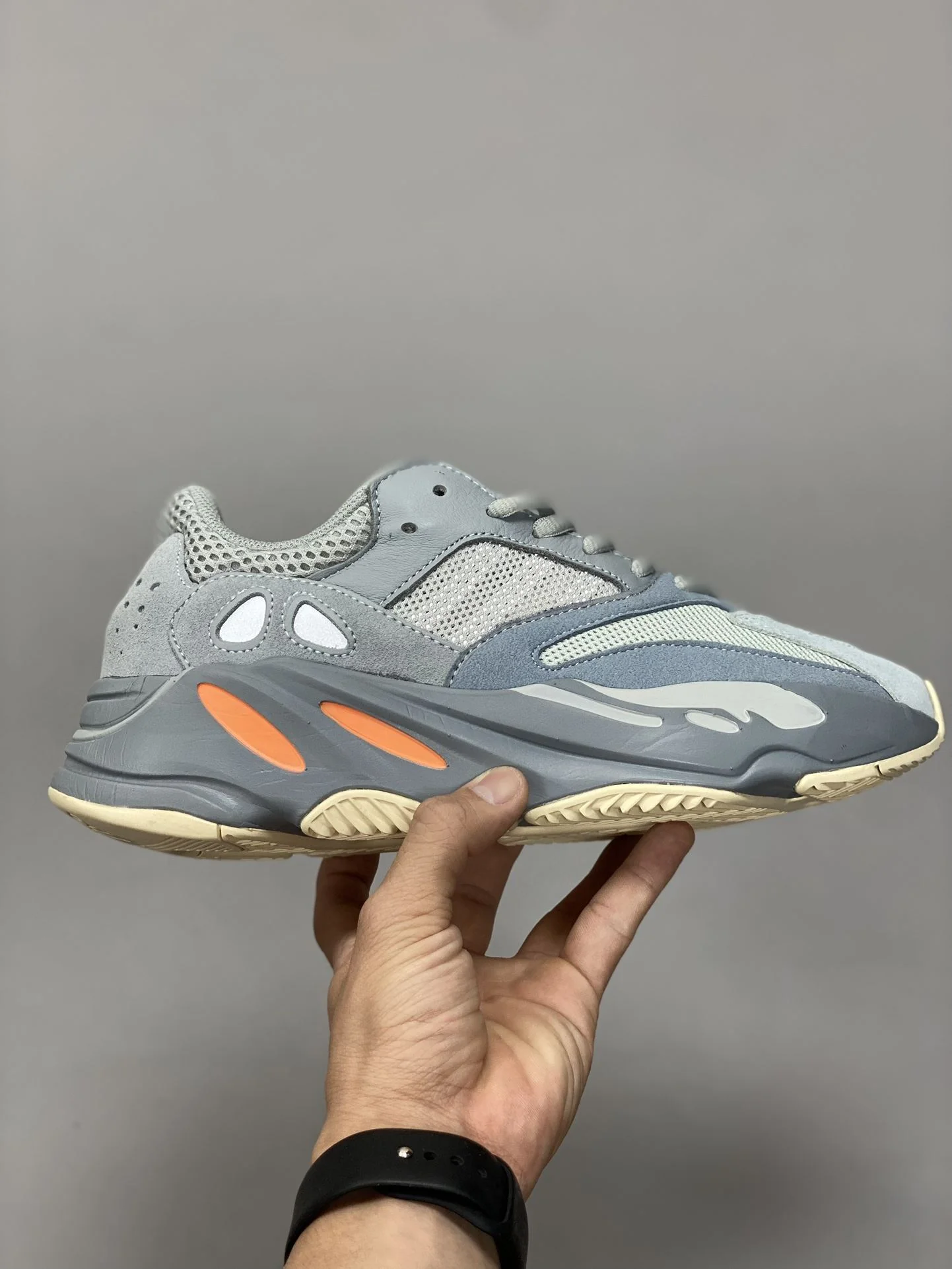 Budget-friendly Adidas Yeezy 700 Shoes