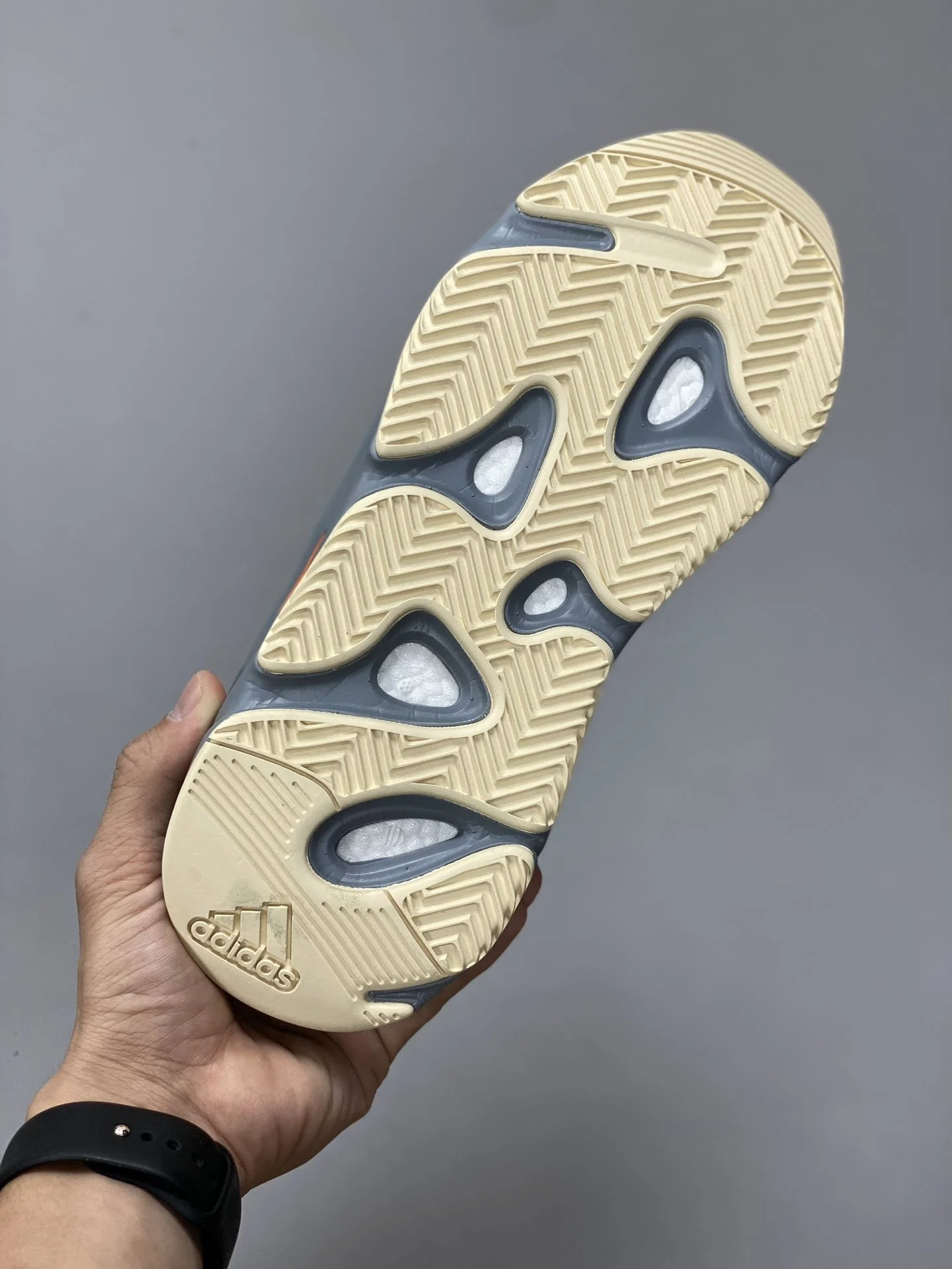 Budget-friendly Adidas Yeezy 700 Shoes