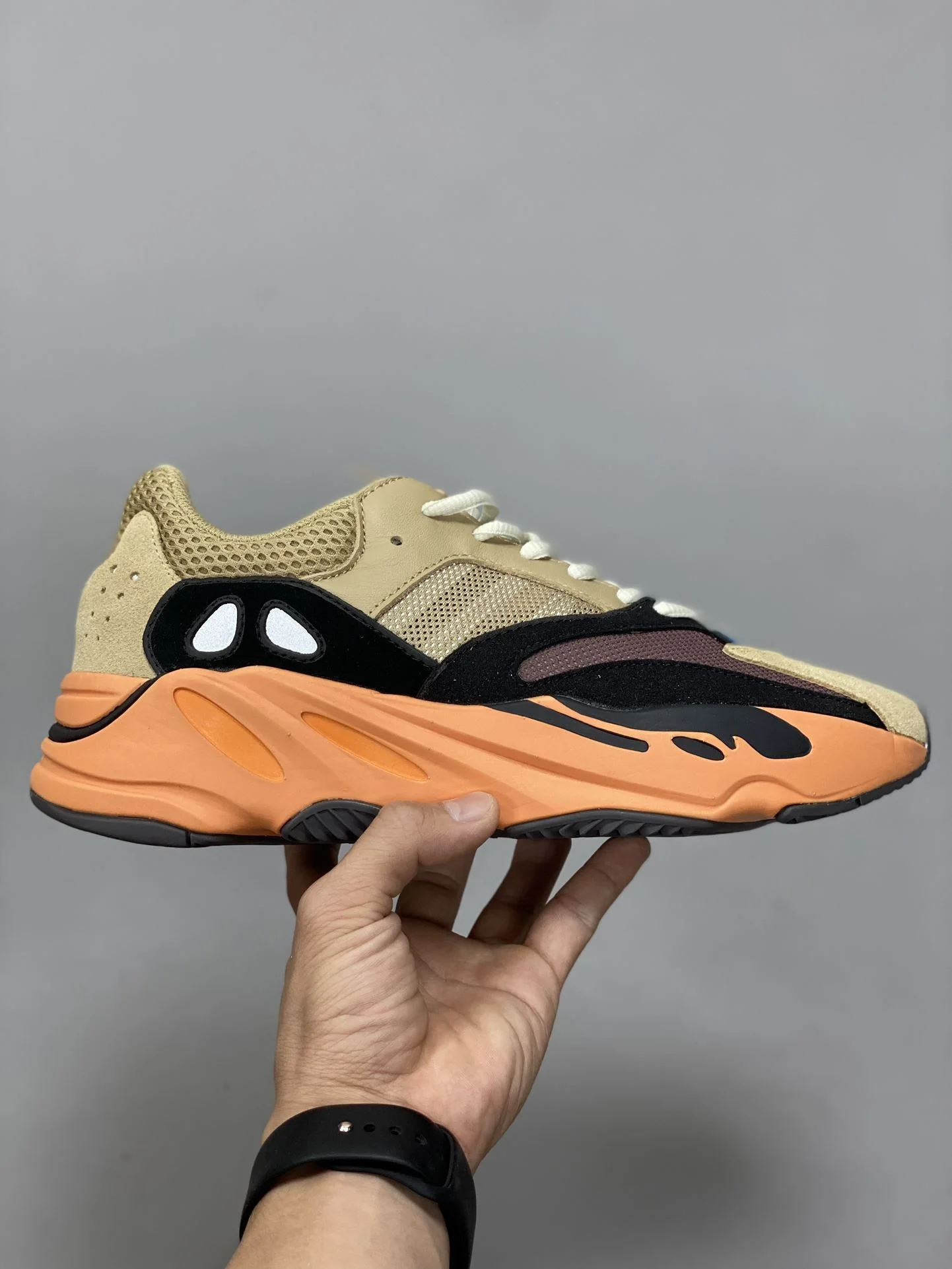 Bargain Adidas Yeezy 700 Shoes
