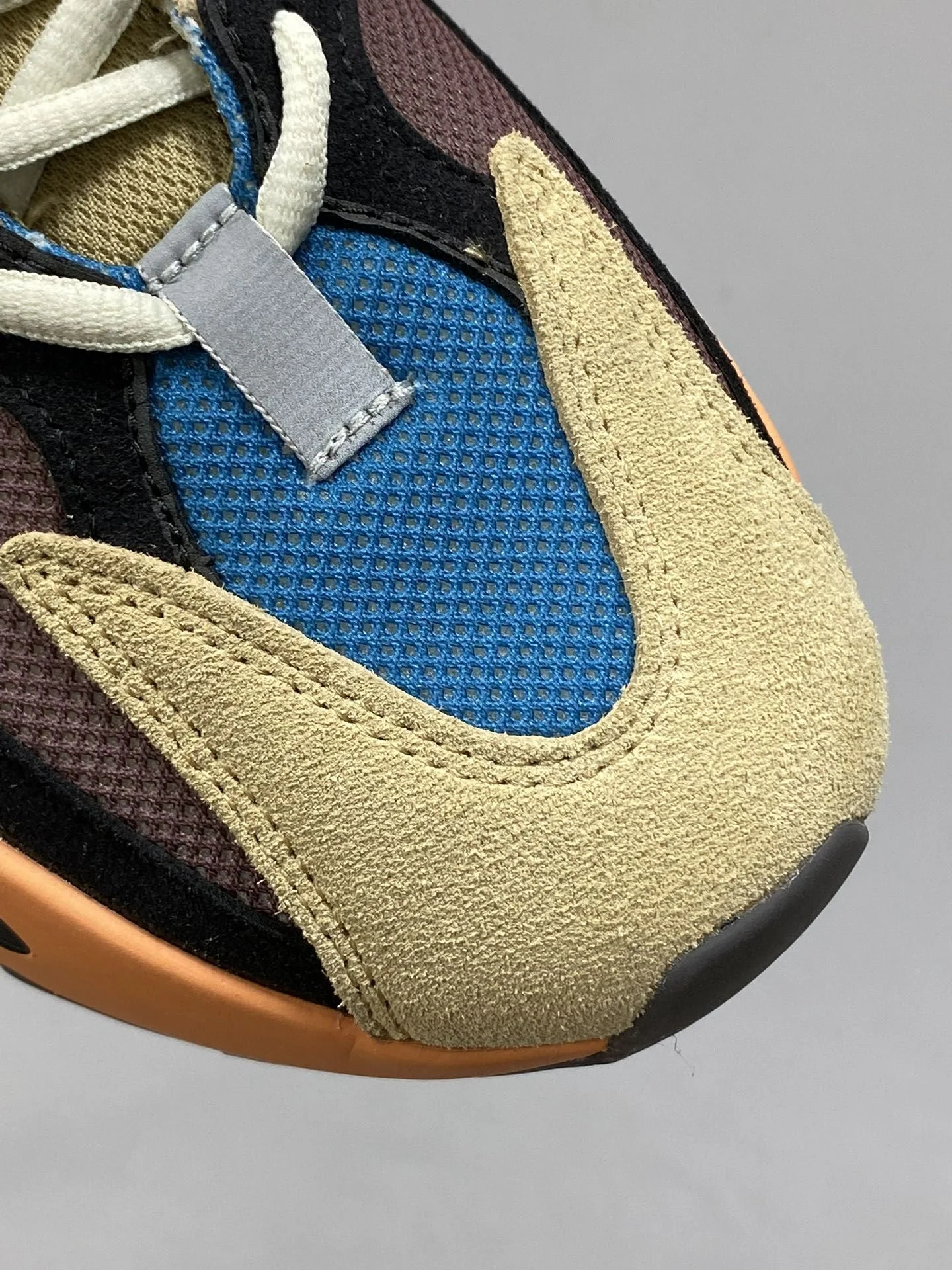 Bargain Adidas Yeezy 700 Shoes