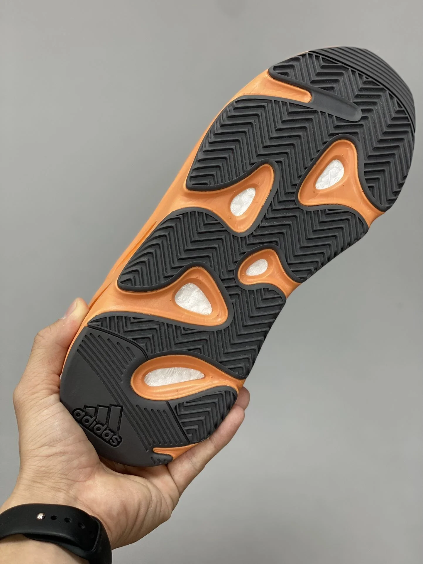 Bargain Adidas Yeezy 700 Shoes