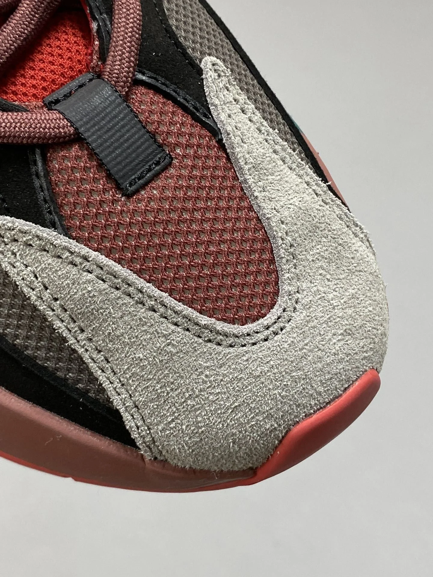 Budget-friendly Adidas Yeezy 700 Shoes