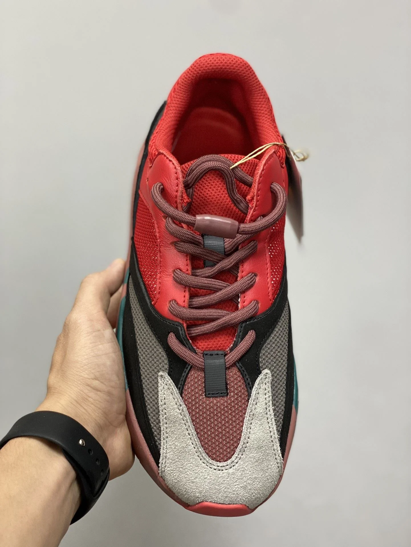 Budget-friendly Adidas Yeezy 700 Shoes