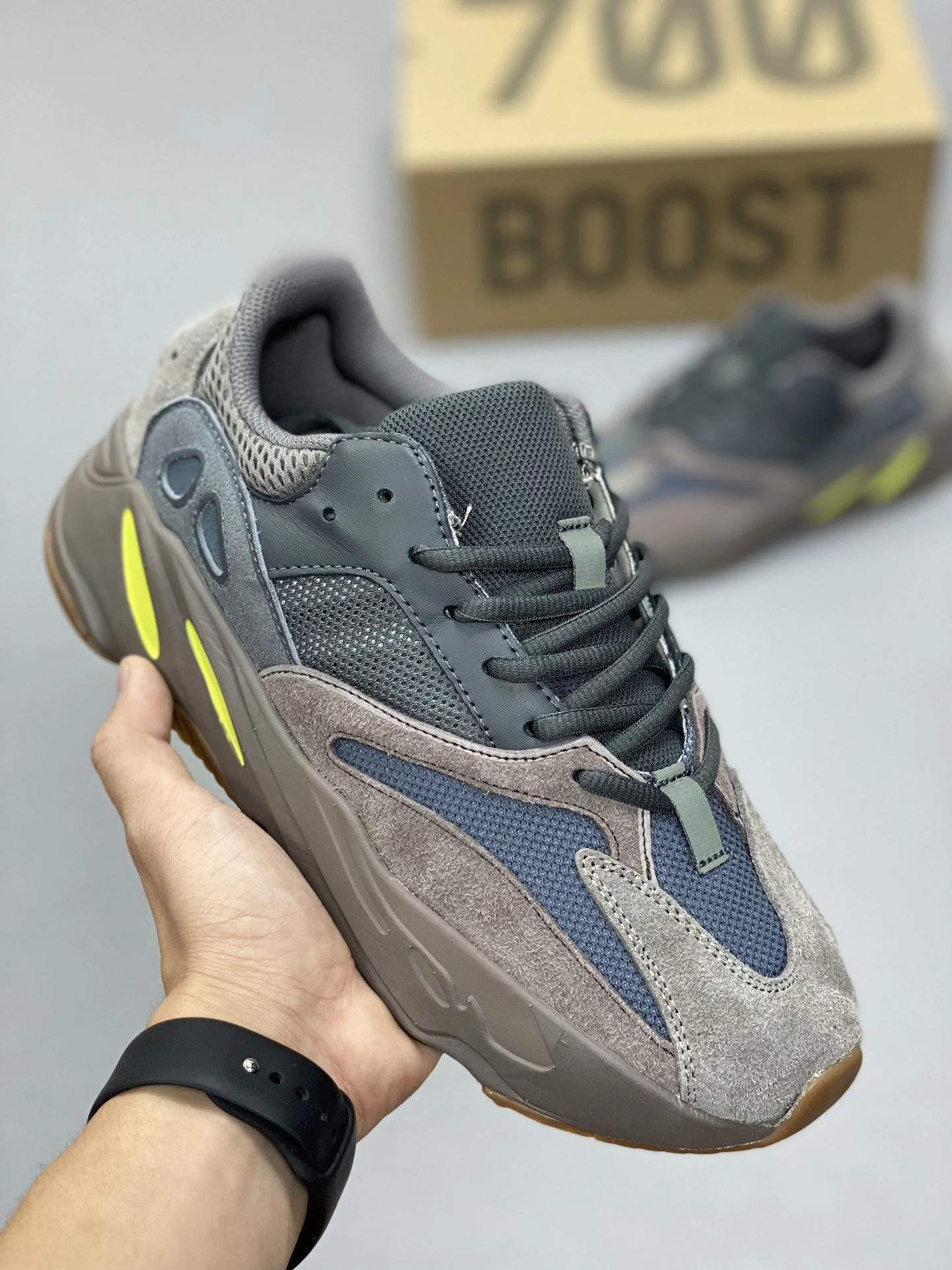 Adidas Yeezy 700 Shoes