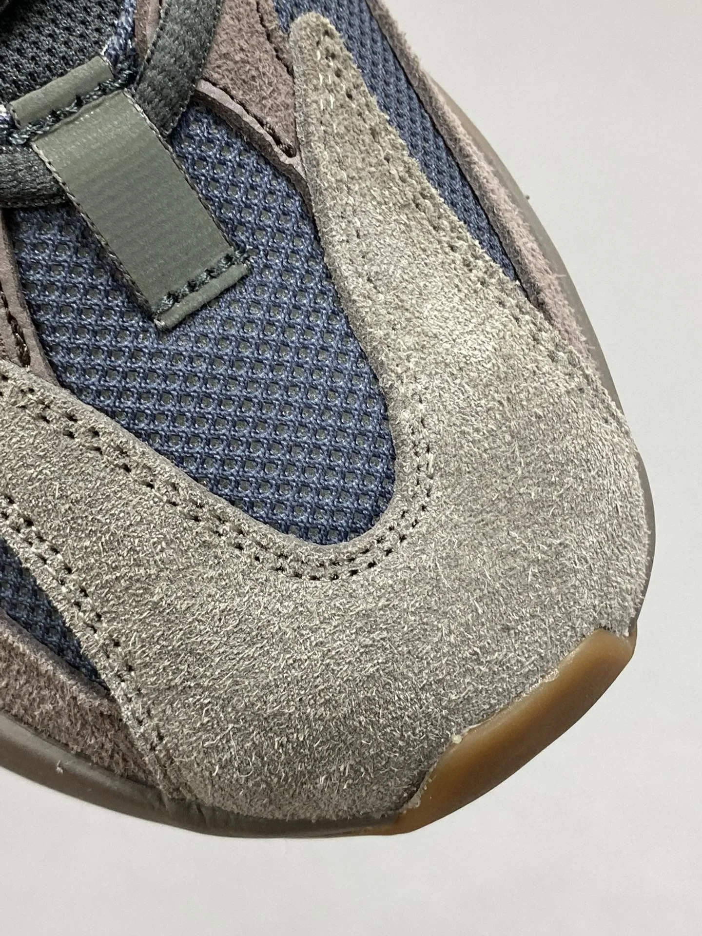Economical Adidas Yeezy 700 Shoes