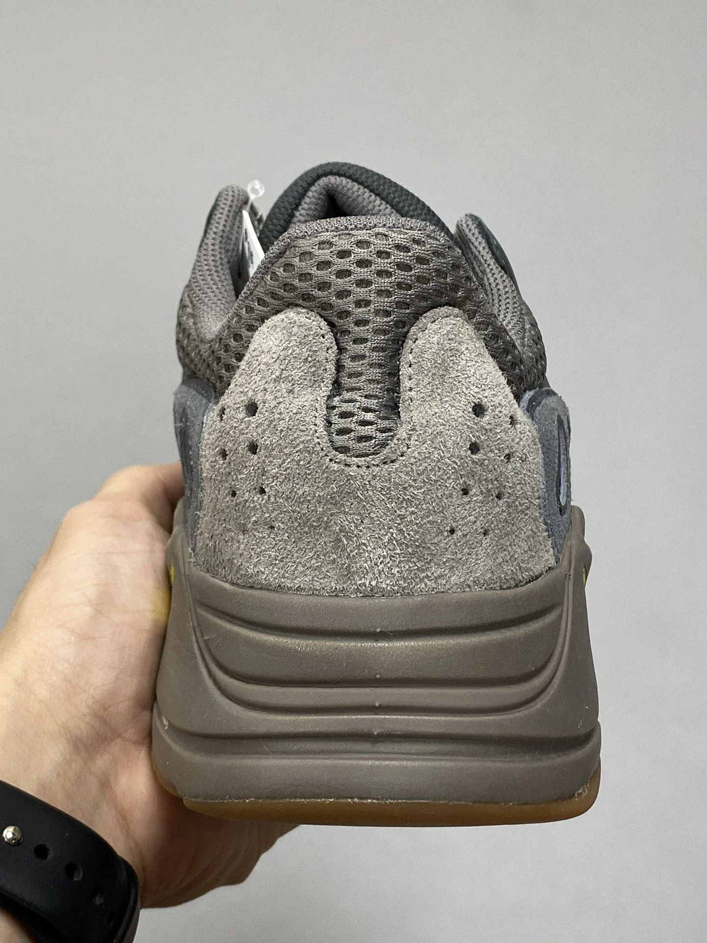 Economical Adidas Yeezy 700 Shoes