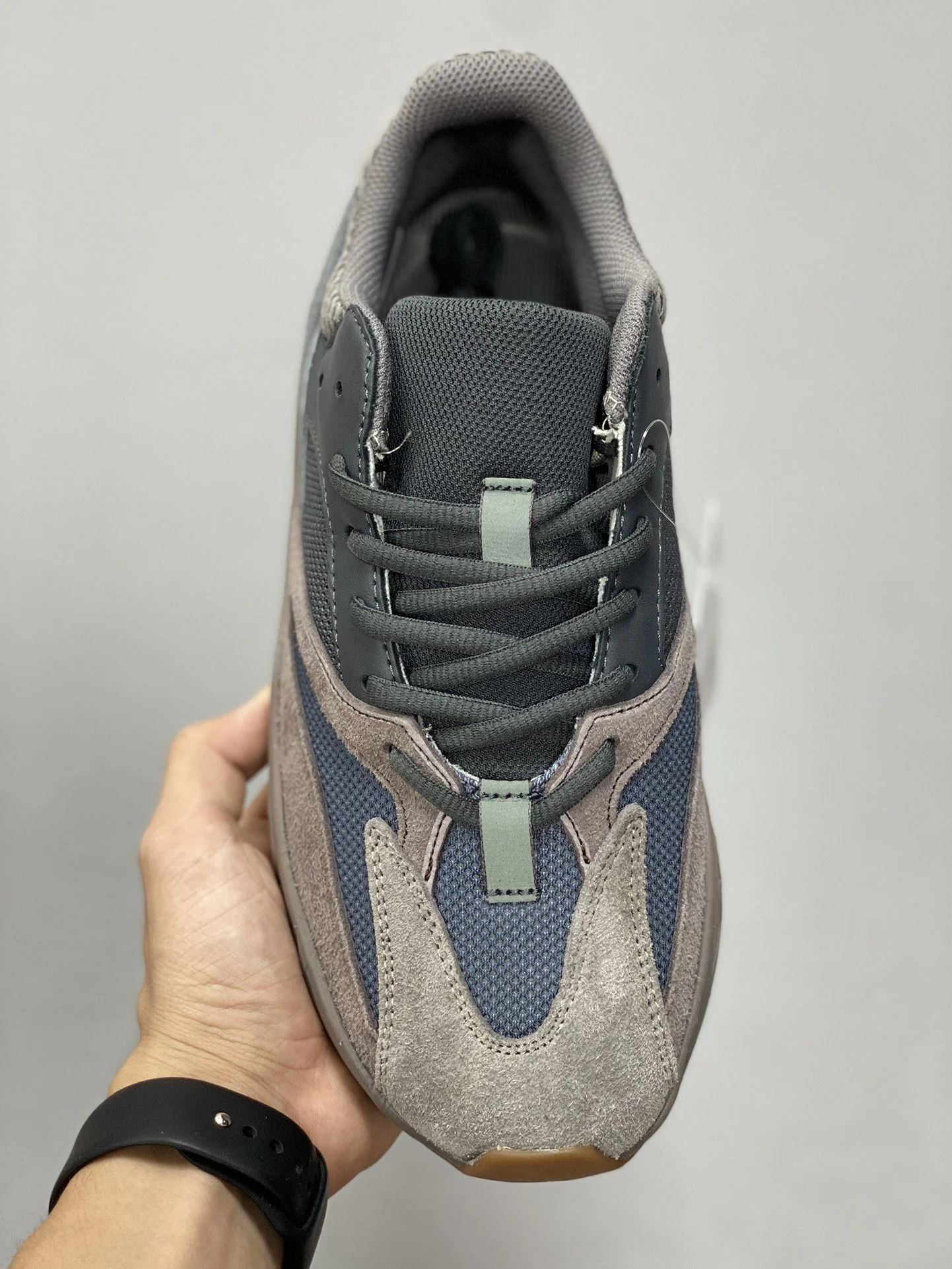 Economical Adidas Yeezy 700 Shoes