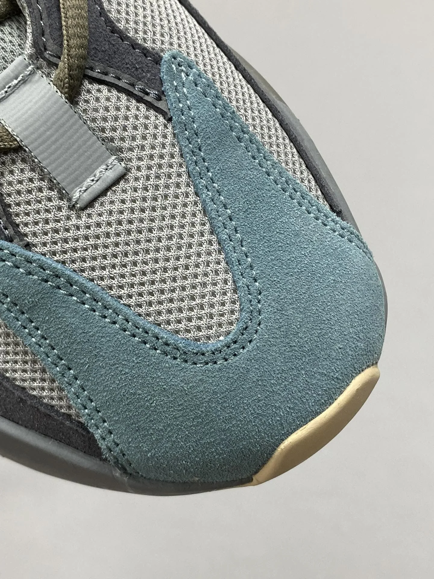 Top match Adidas Yeezy 700 Shoes