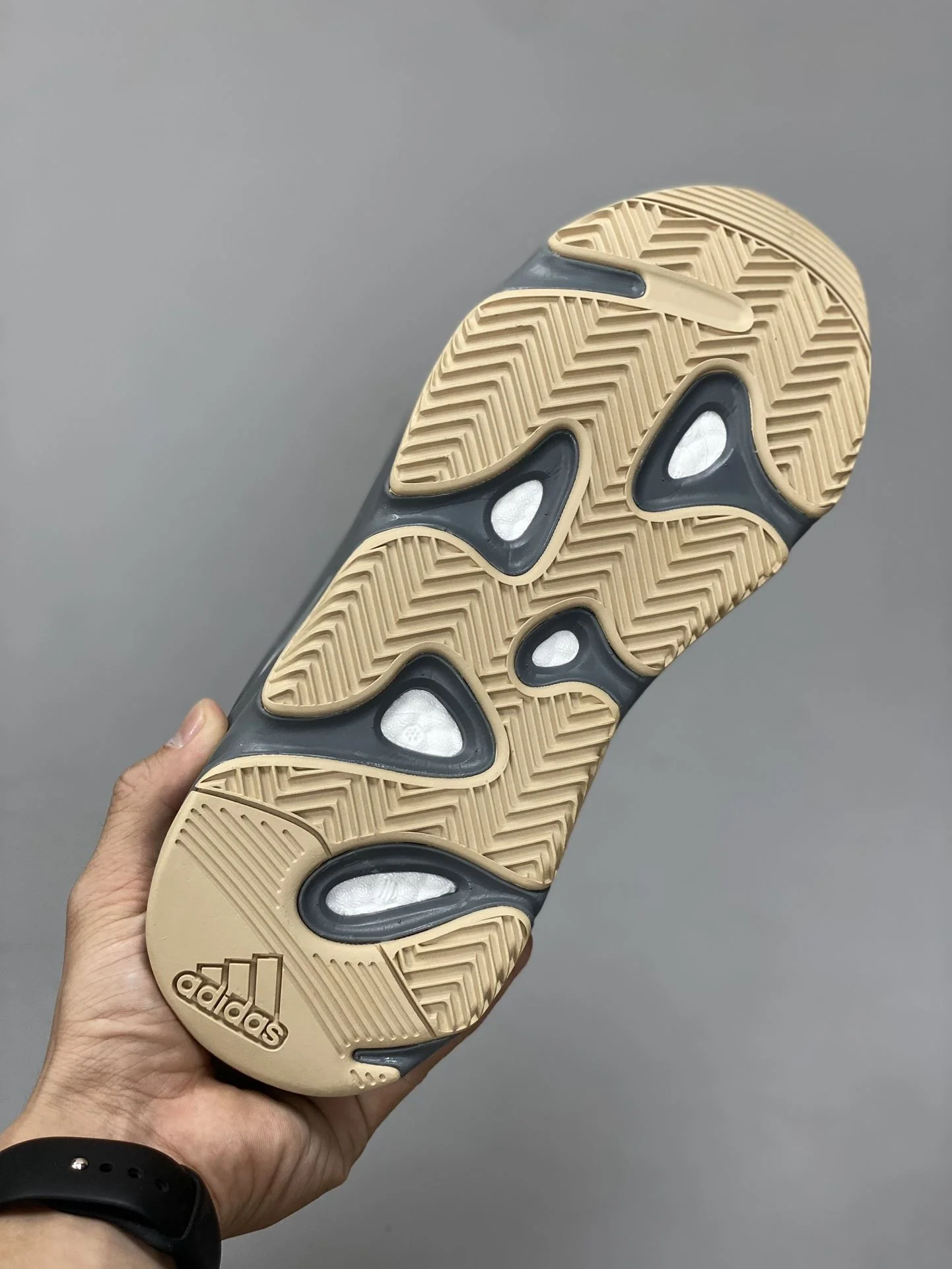 Top match Adidas Yeezy 700 Shoes