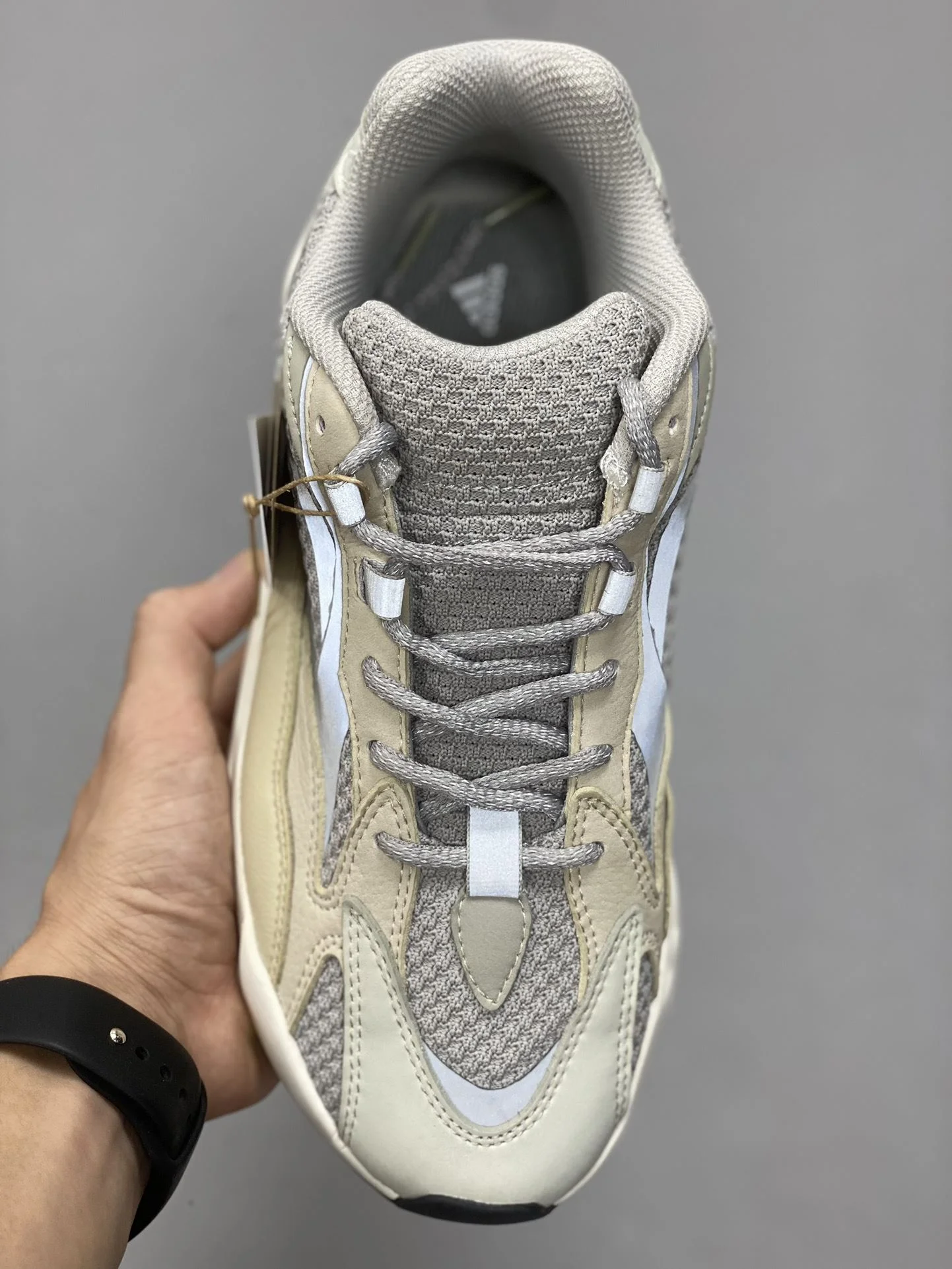 Accurate model Adidas Yeezy 700 Shoes