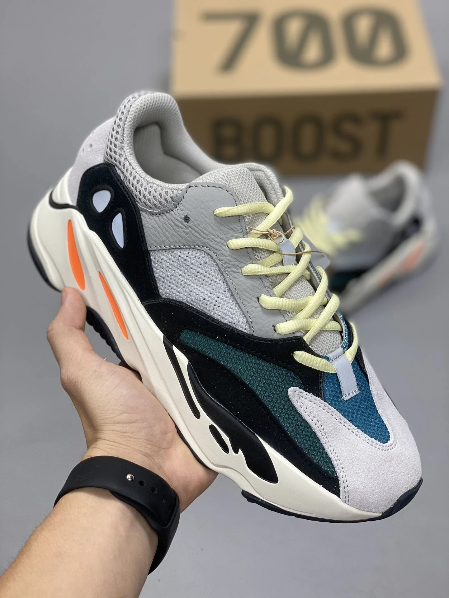 Adidas Yeezy 700 Shoes