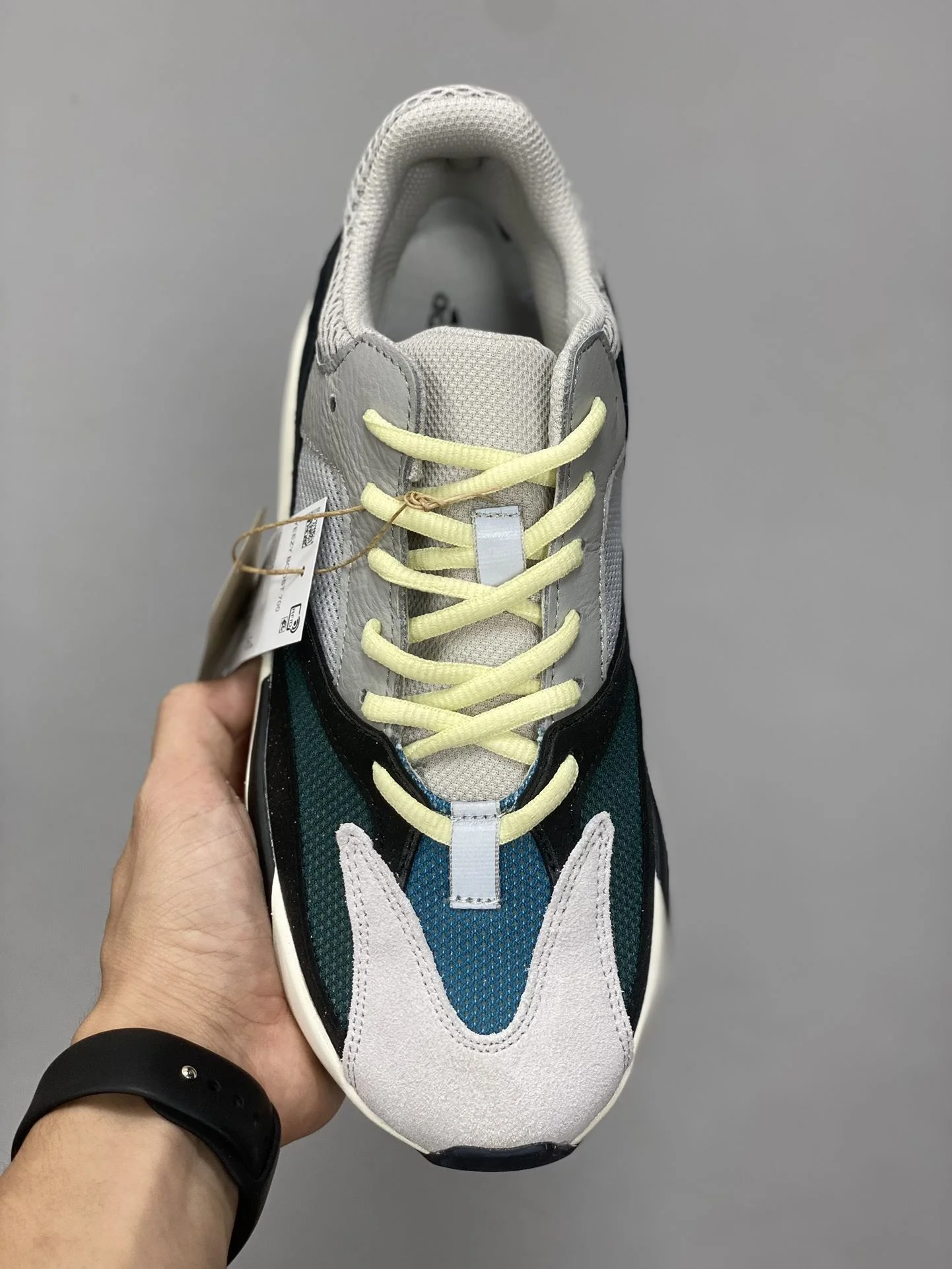 High accuracy Adidas Yeezy 700 Shoes