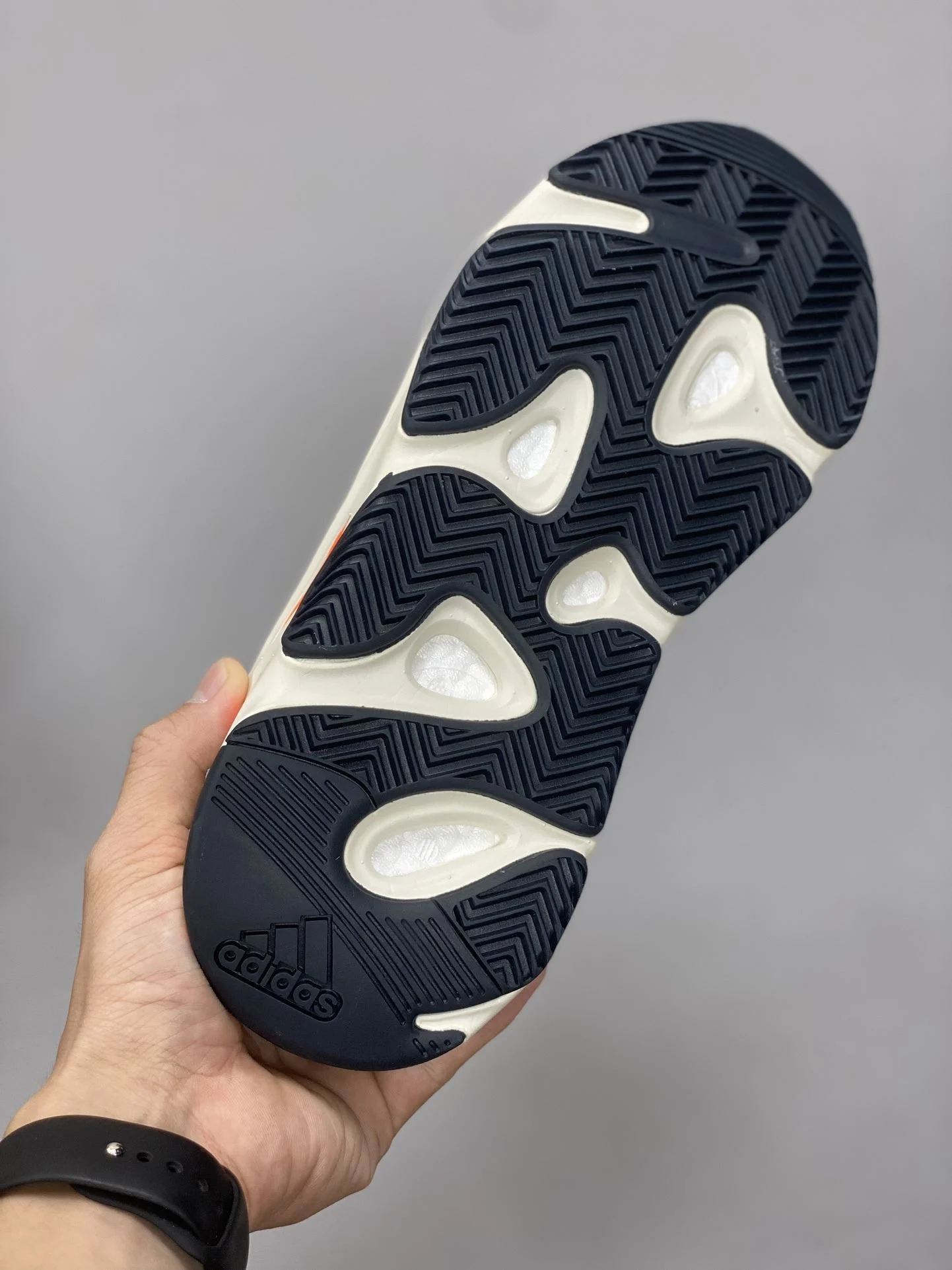 High accuracy Adidas Yeezy 700 Shoes