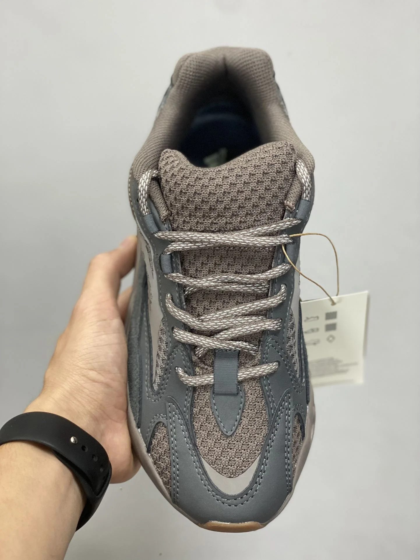 Accurate model Adidas Yeezy 700 Shoes