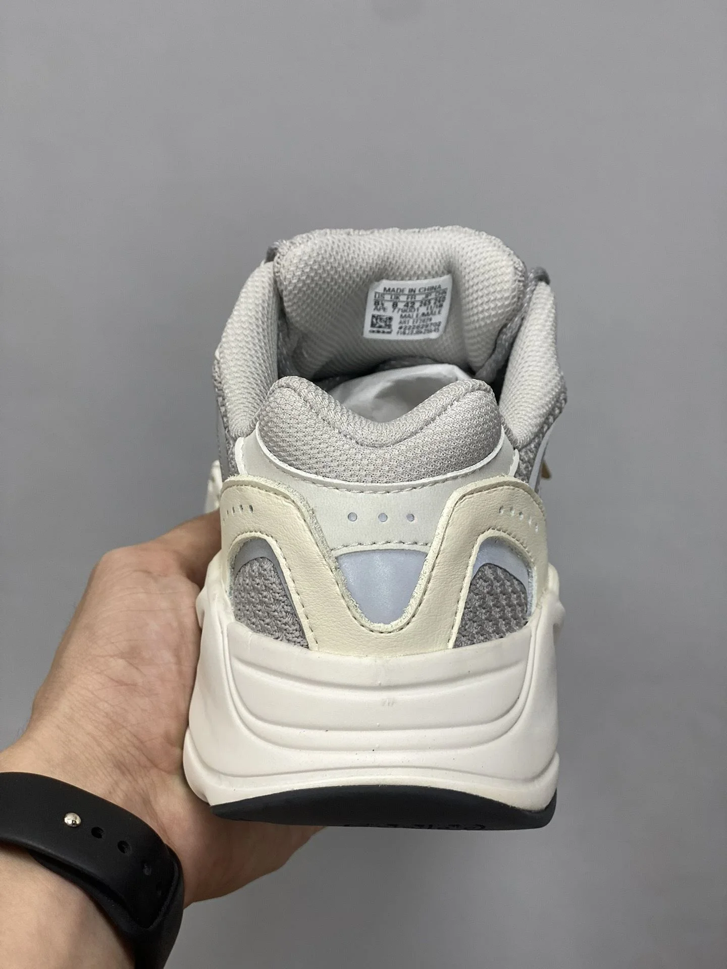 Low-cost Adidas Yeezy 700 Shoes