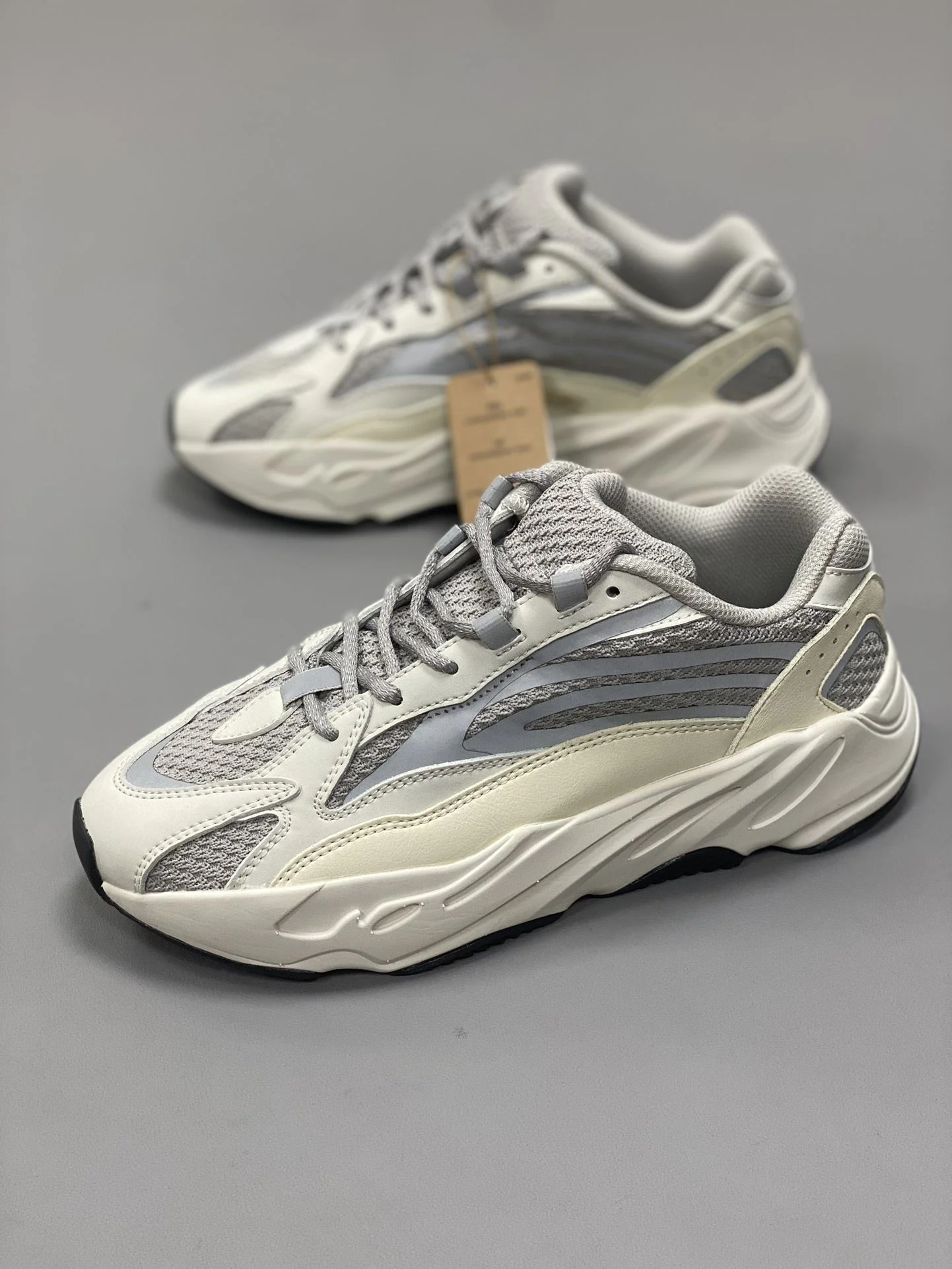 Low-cost Adidas Yeezy 700 Shoes